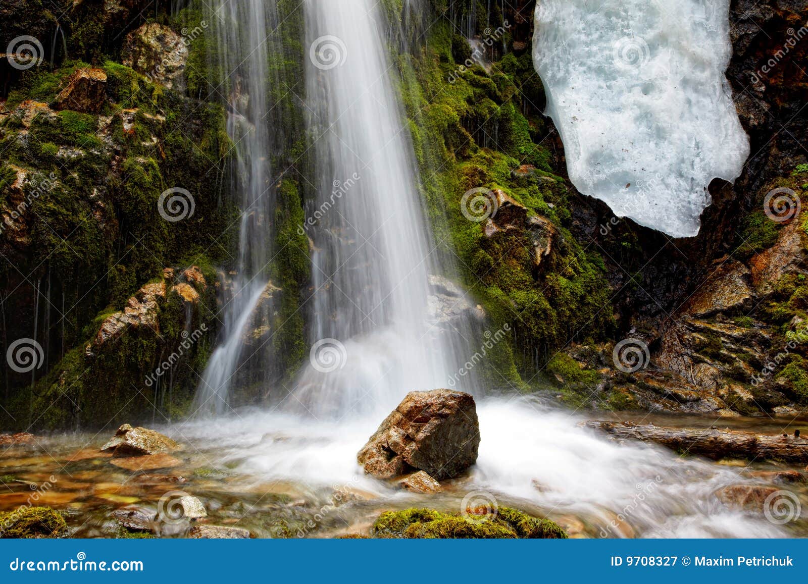 Waterfall close-up stock image. Image of river, watercourse - 9708327