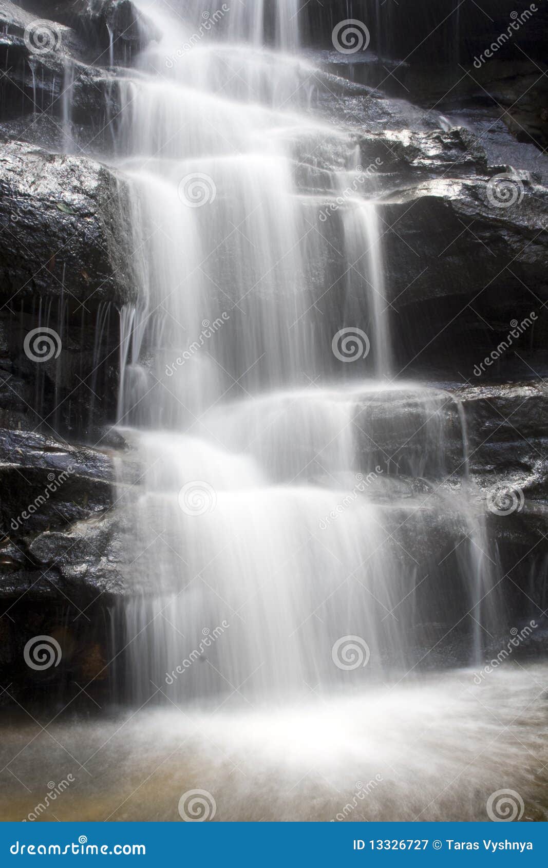 Waterfall closeUp Down stock image. Image of waterfall - 13326727