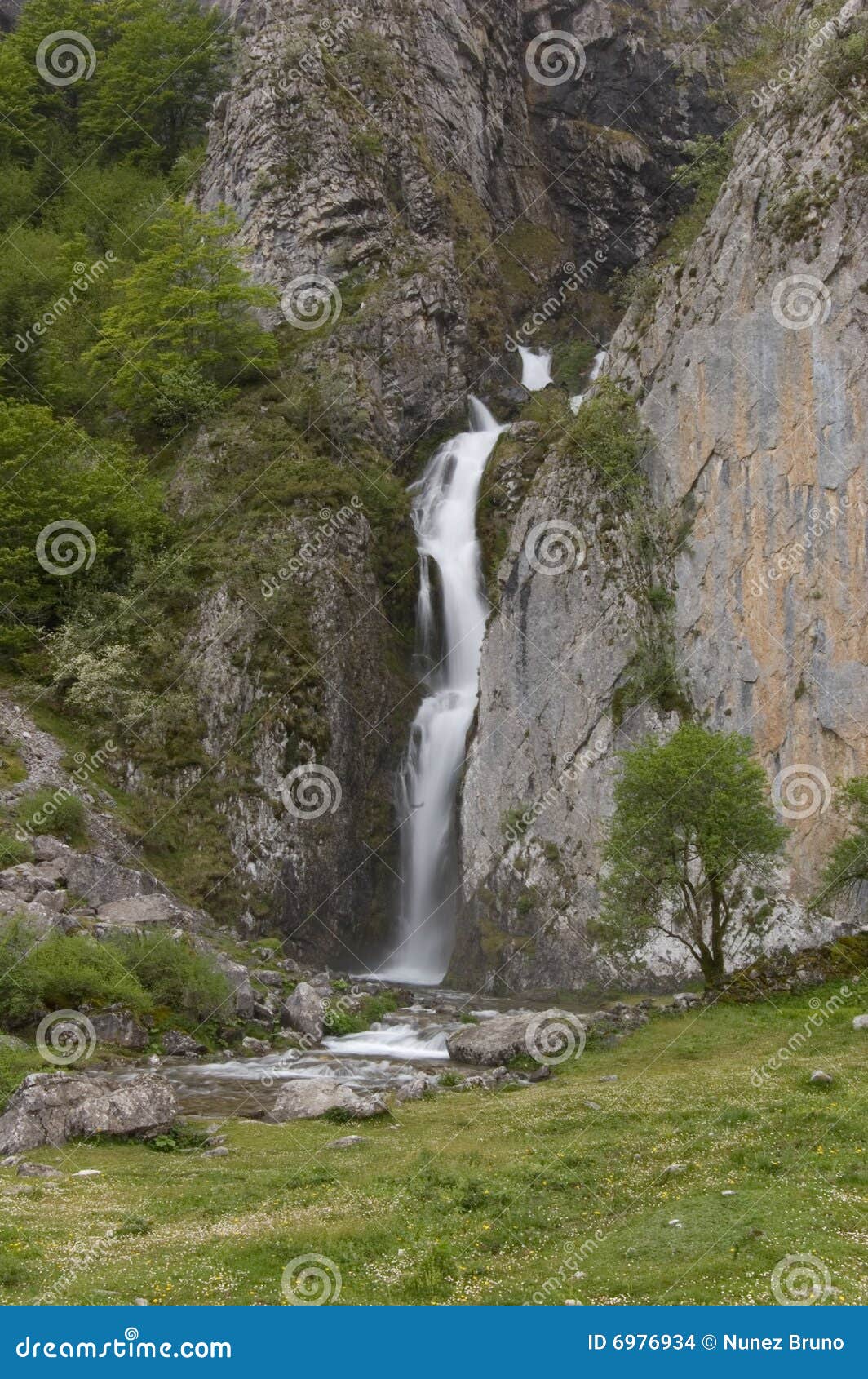Waterfall in French Pyrenees Stock Photo - Image of coldness, green ...