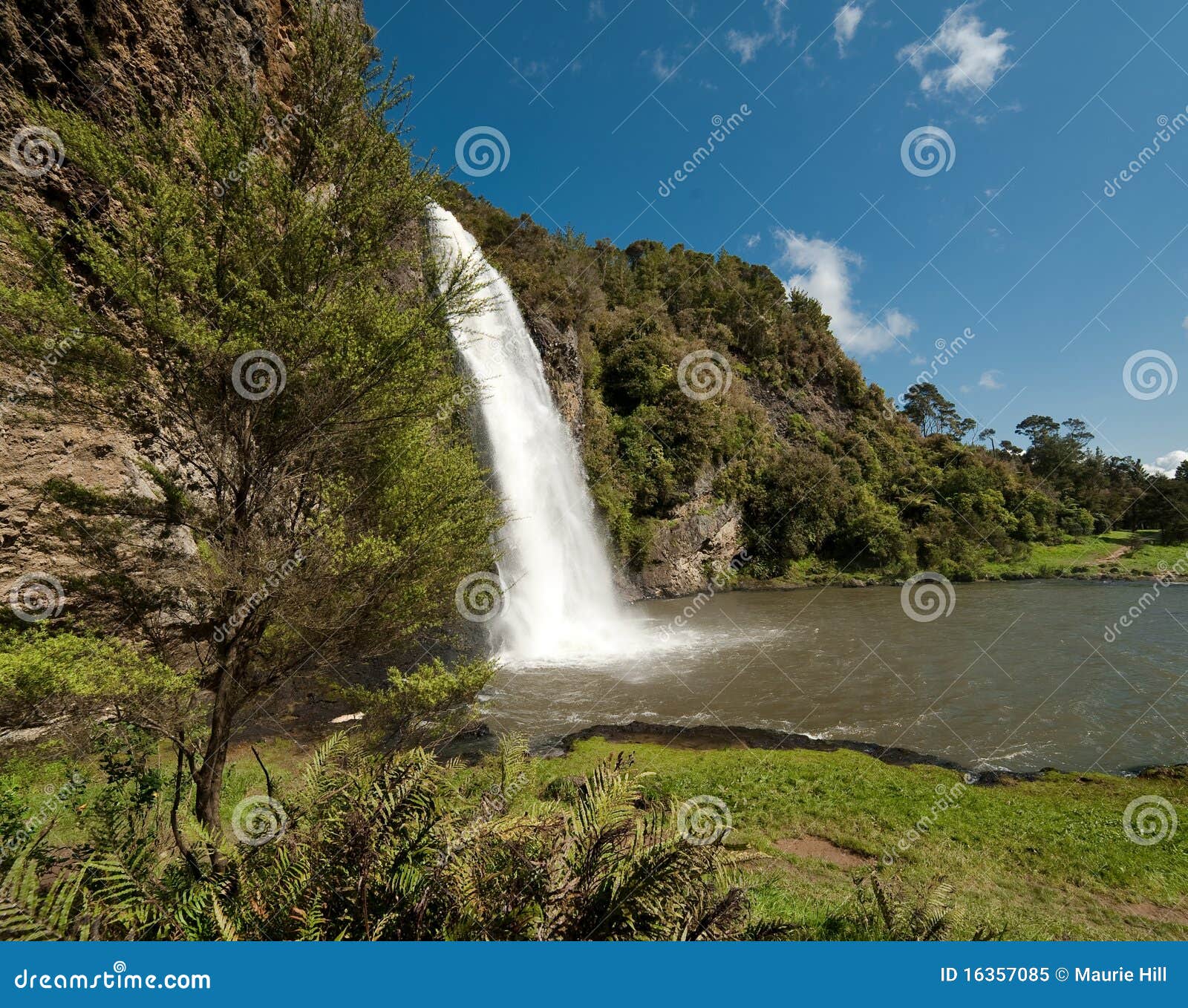 Waterfall at Hunua stock image. Image of pond, river - 16357085
