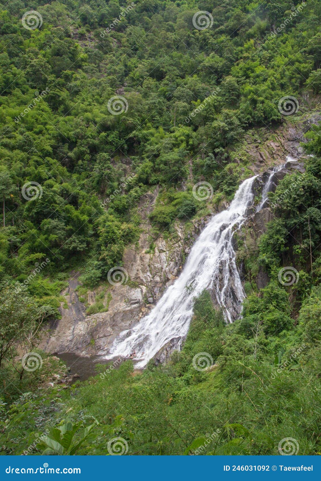 Waterfall in National Park, Kamphaeng Phet. Watrfall Name Tao Dum Stock ...