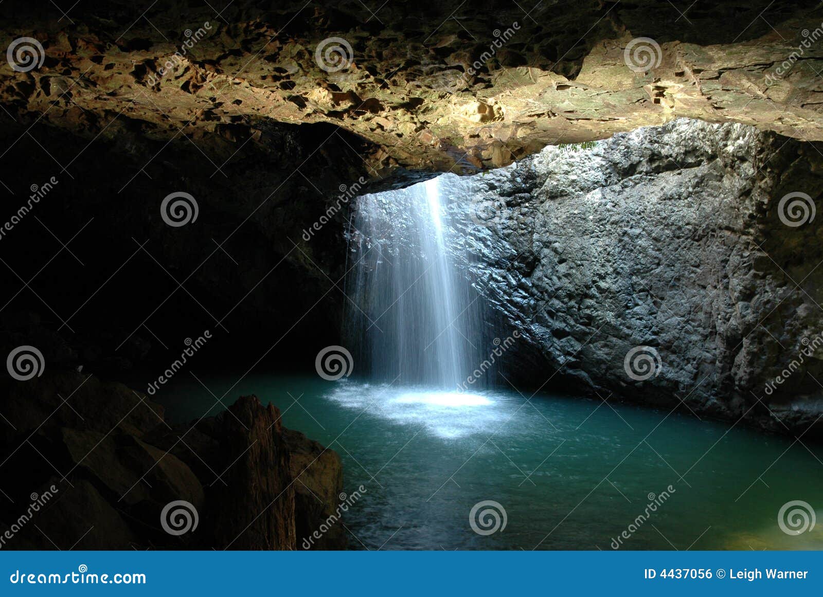 WaterFall - Natural Arch stock photo. Image of formation - 4437056
