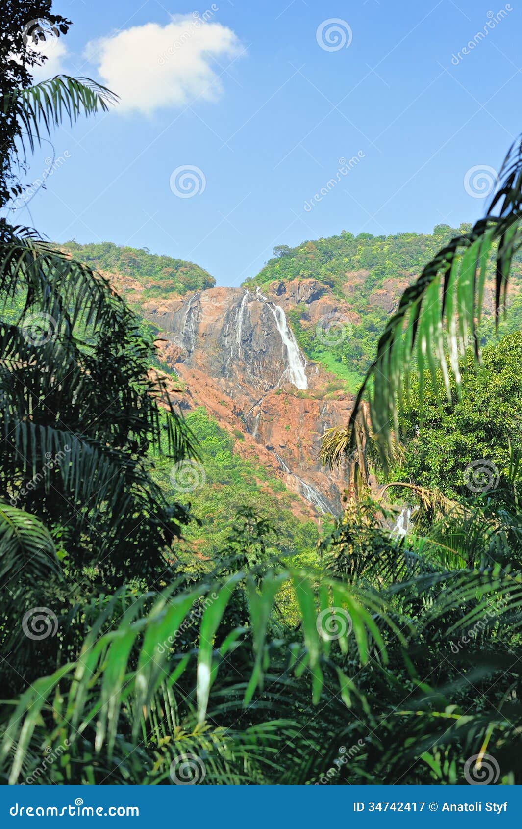 Waterfall in Old Goa stock image. Image of scenic, panoramic - 34742417