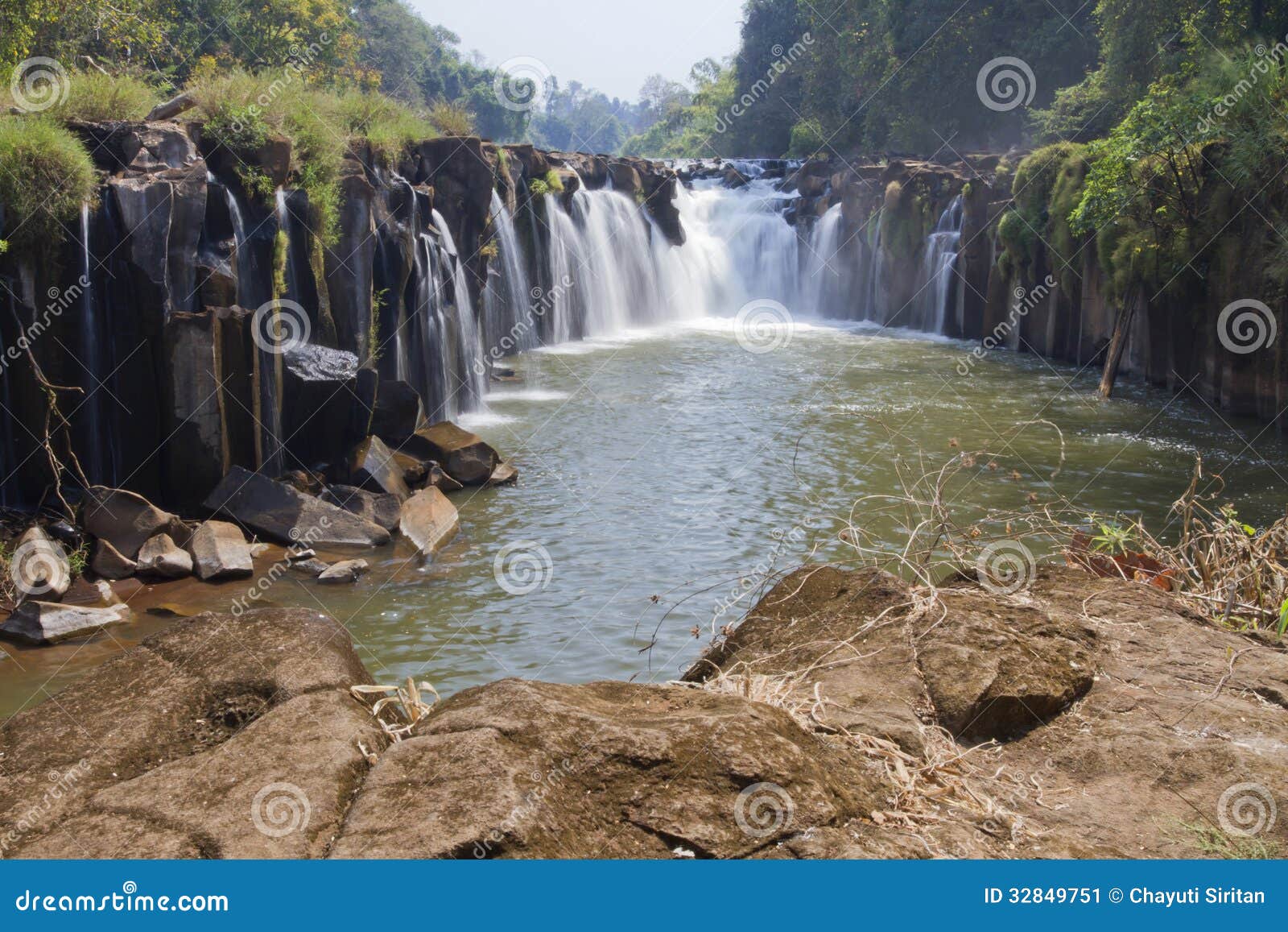 Waterfall stock image. Image of tree, motion, river, wall - 32849751