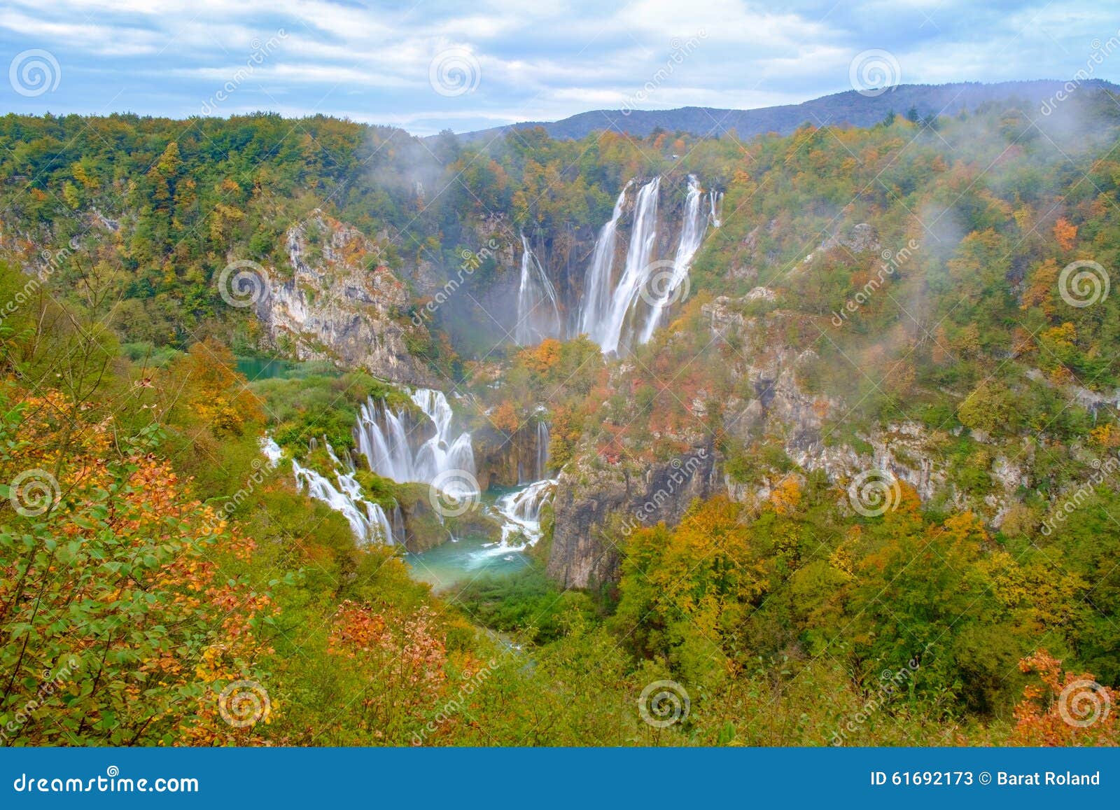 Waterfall the Plitvice Lakes in Autumn Stock Image - Image of jezera ...