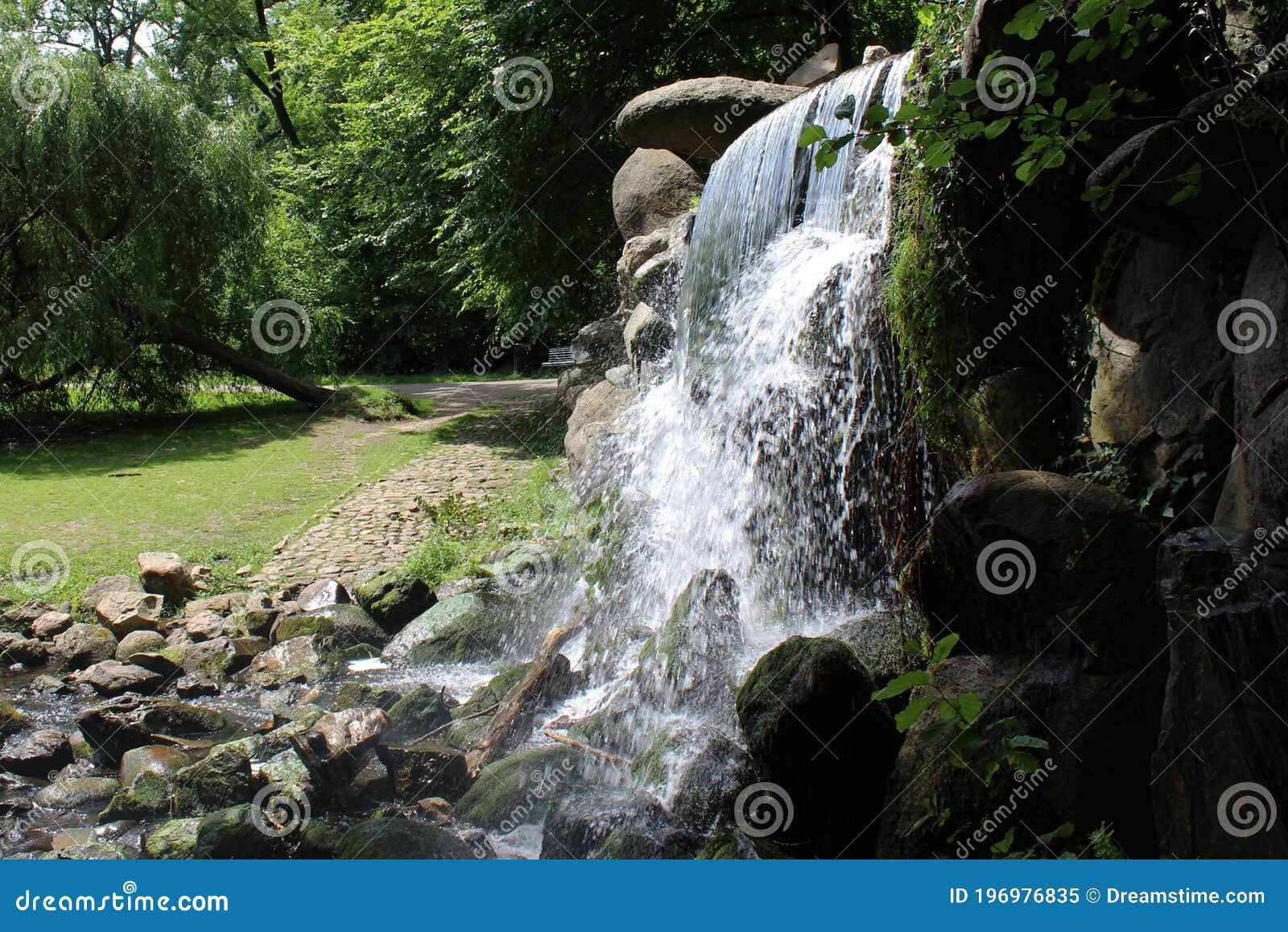 Waterfall in Sonsbeek stock image. Image of environment - 196976835