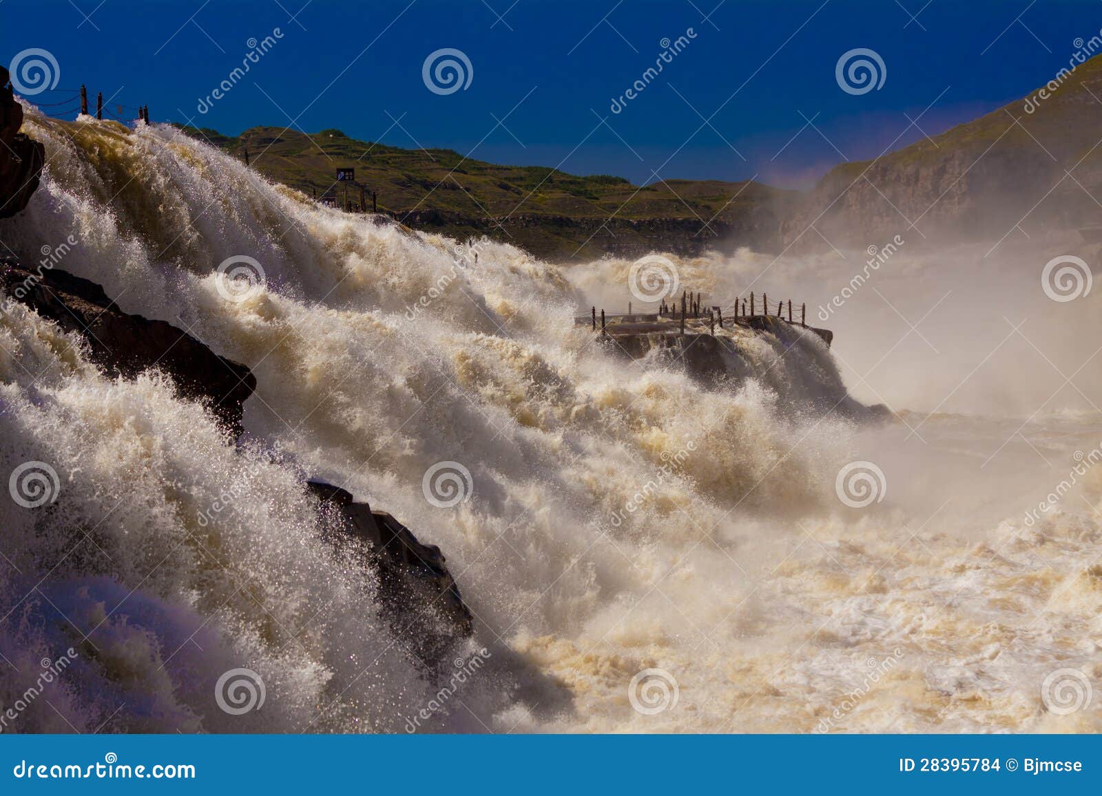Waterfall Yellow River Hukou Stock Photo - Image of leaf, plants: 28395784