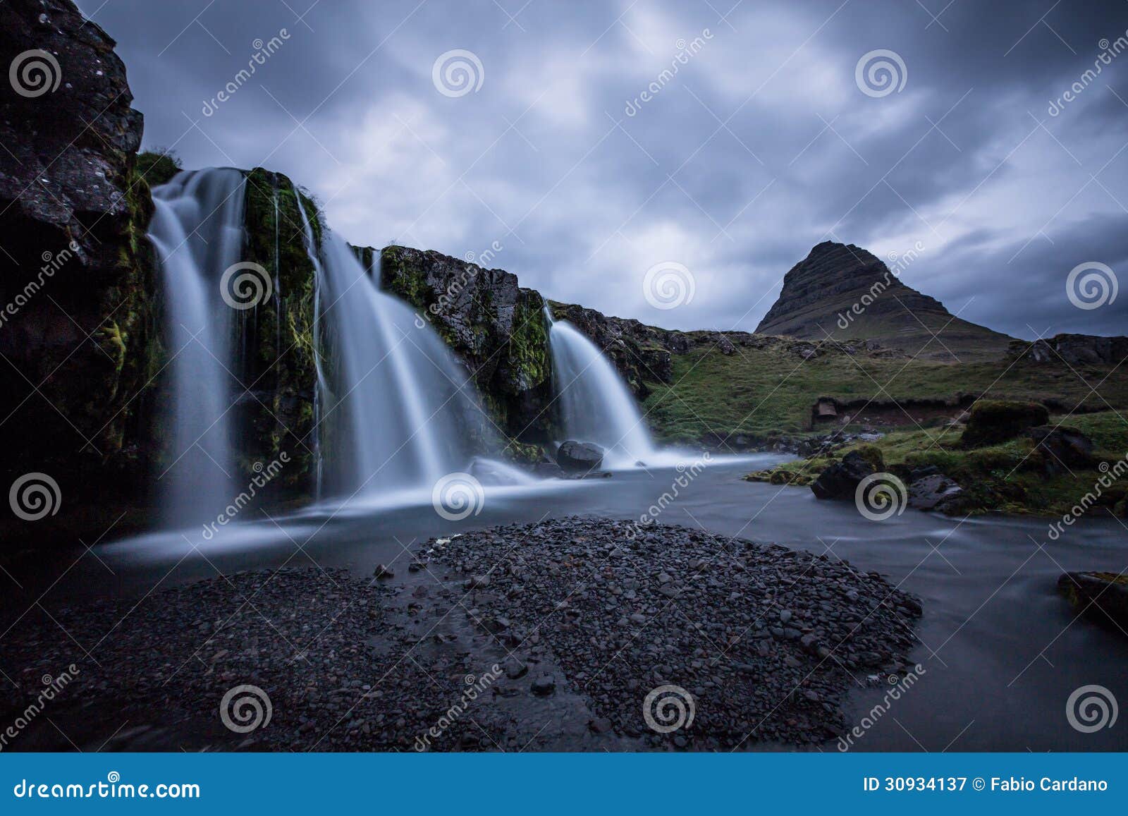 Waterfalls by night stock image. Image of nature, attraction - 30934137