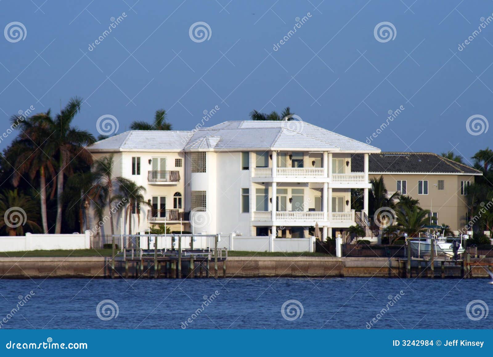 Waterfront home stock photo. Image of waterway, shore - 3242984