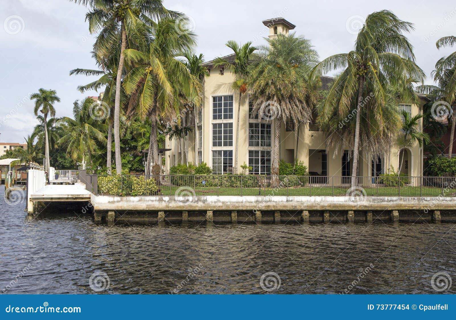 Waterfront real estate editorial stock image. Image of america - 73777454