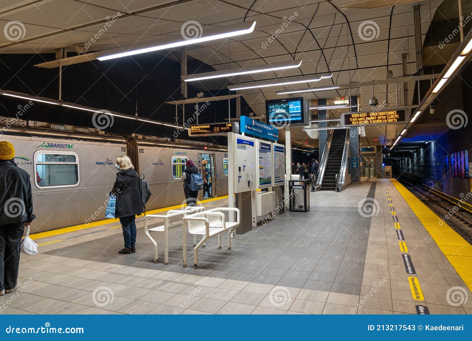 Waterfront Station Skytrain Canada Line Subway Platform. Vancouver ...