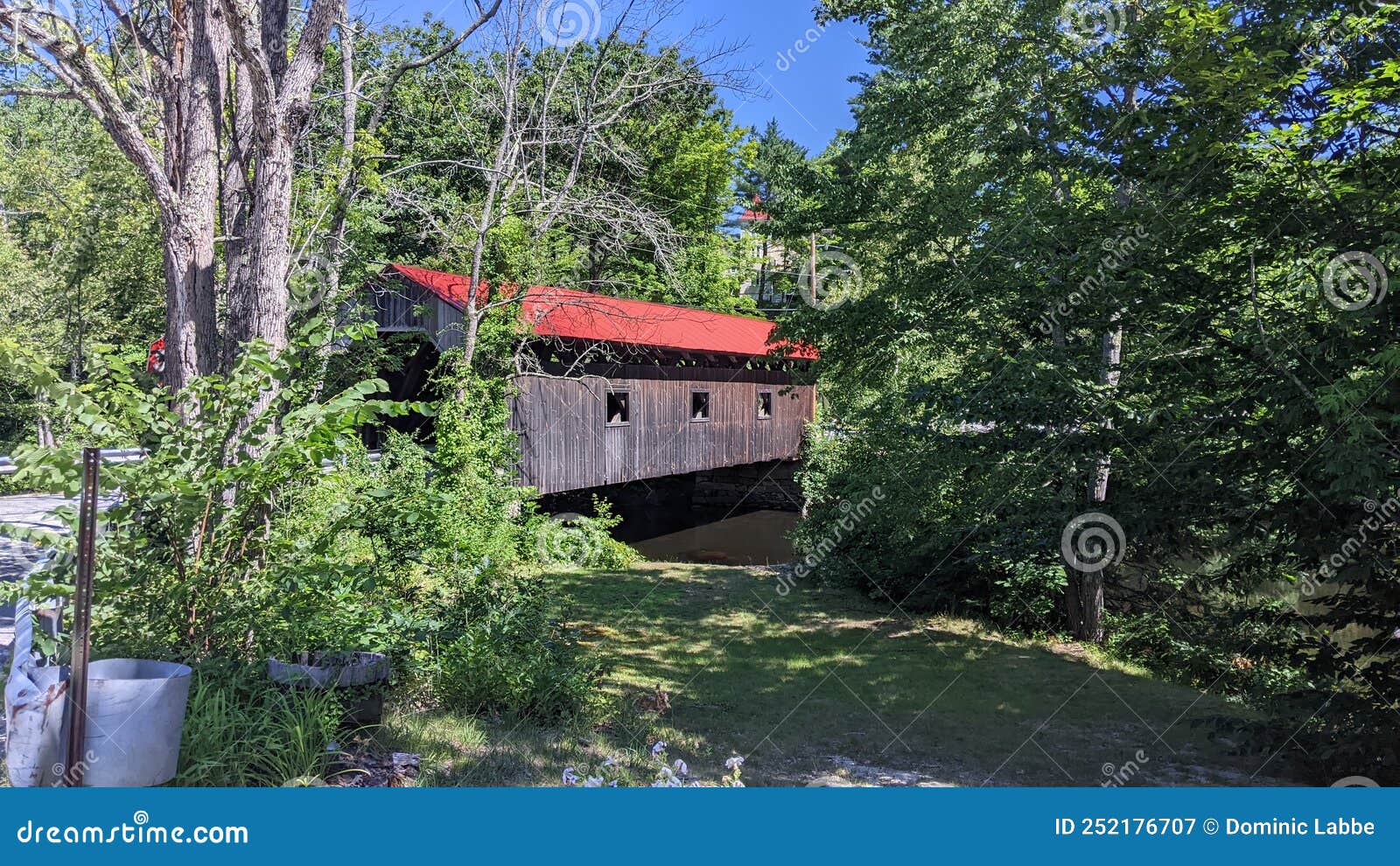 Waterloo Covered Bridge in Warner, NH Stock Image - Image of waterloo ...