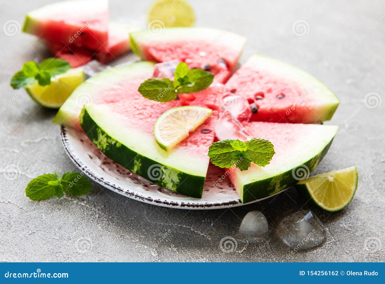 Watermelon with Ice and Lime Stock Photo - Image of lime, circle: 154256162