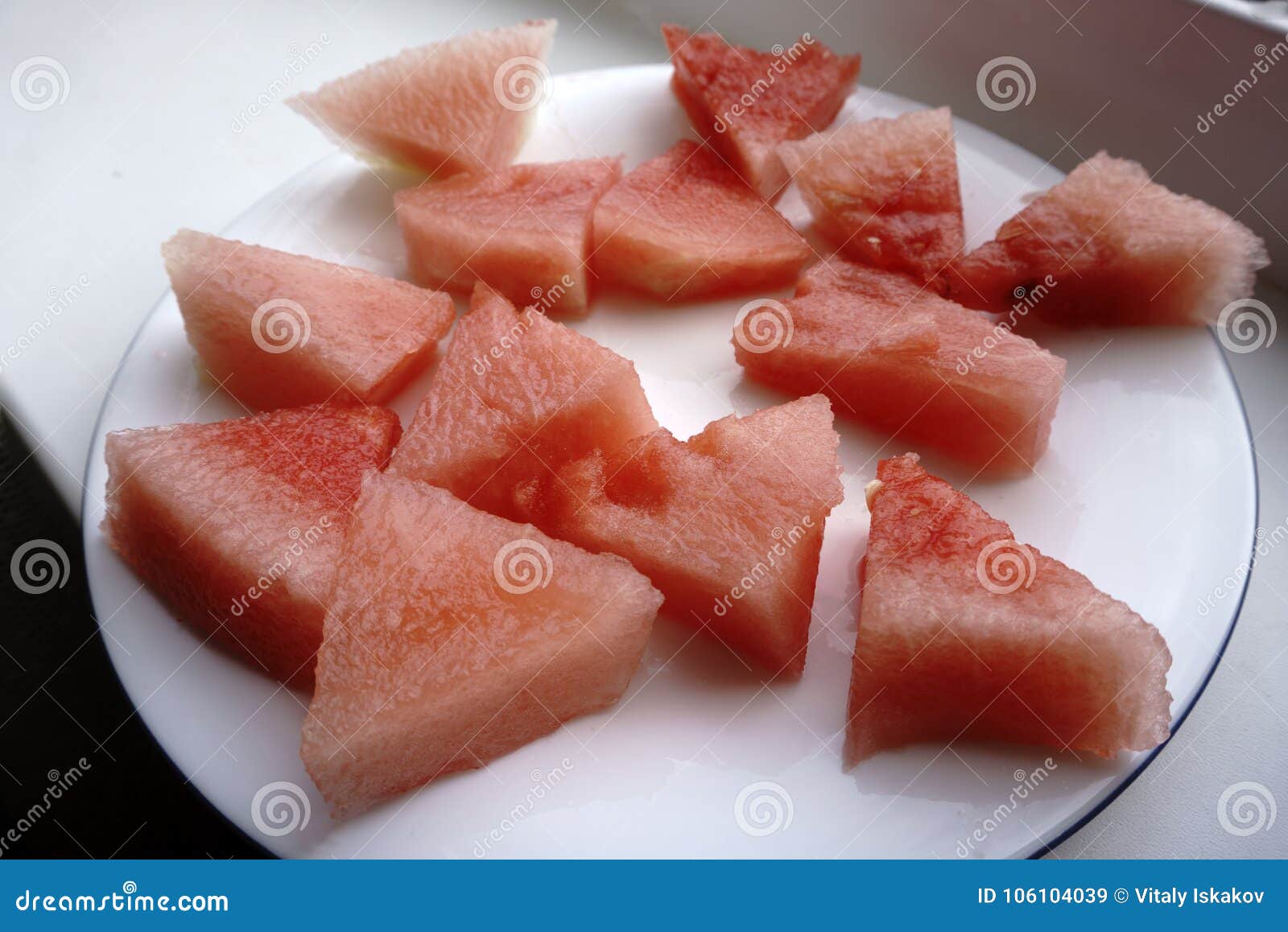 Semicircle Watermelon and Watermelon Pieces Stock Image - Image of ...