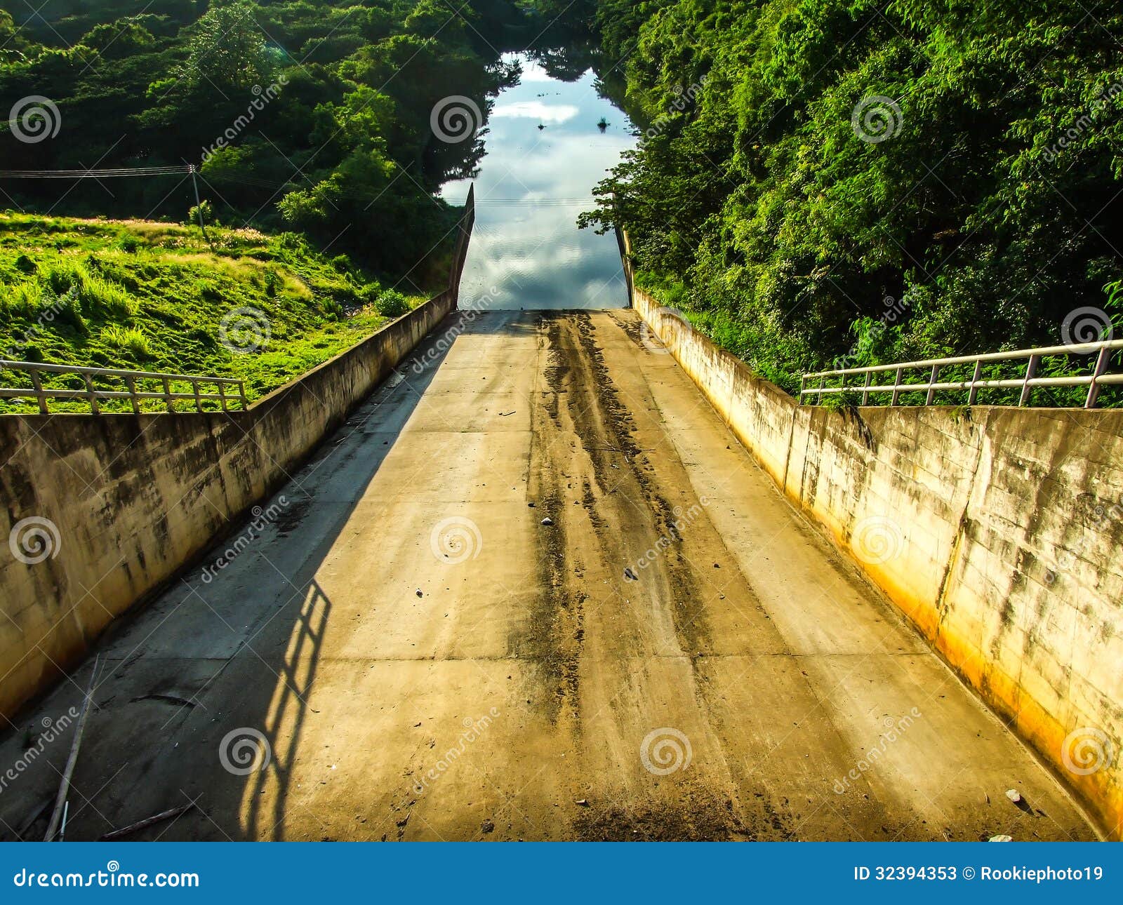 Waterway stock image. Image of calm, peak, holiday, natural - 32394353