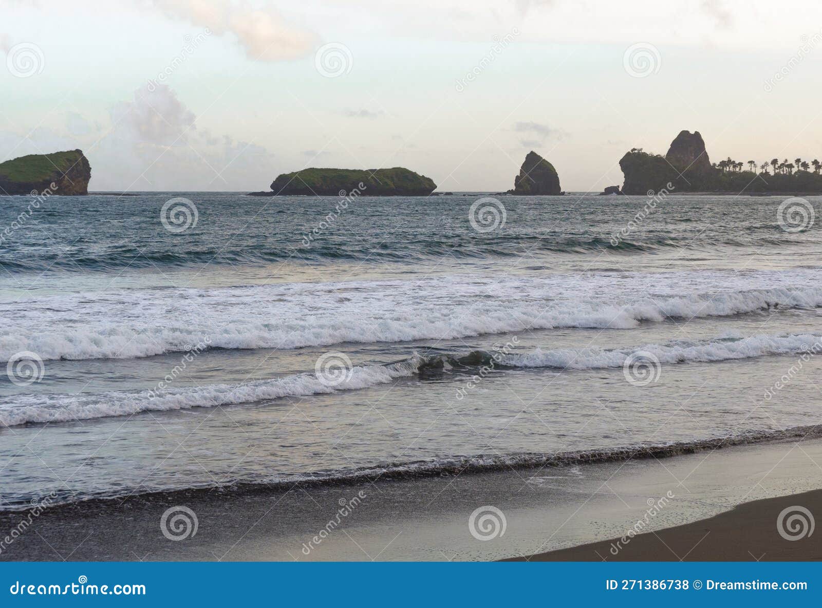 Watu Ulo Beach and Reef Formation Stock Photo - Image of shore, cape ...