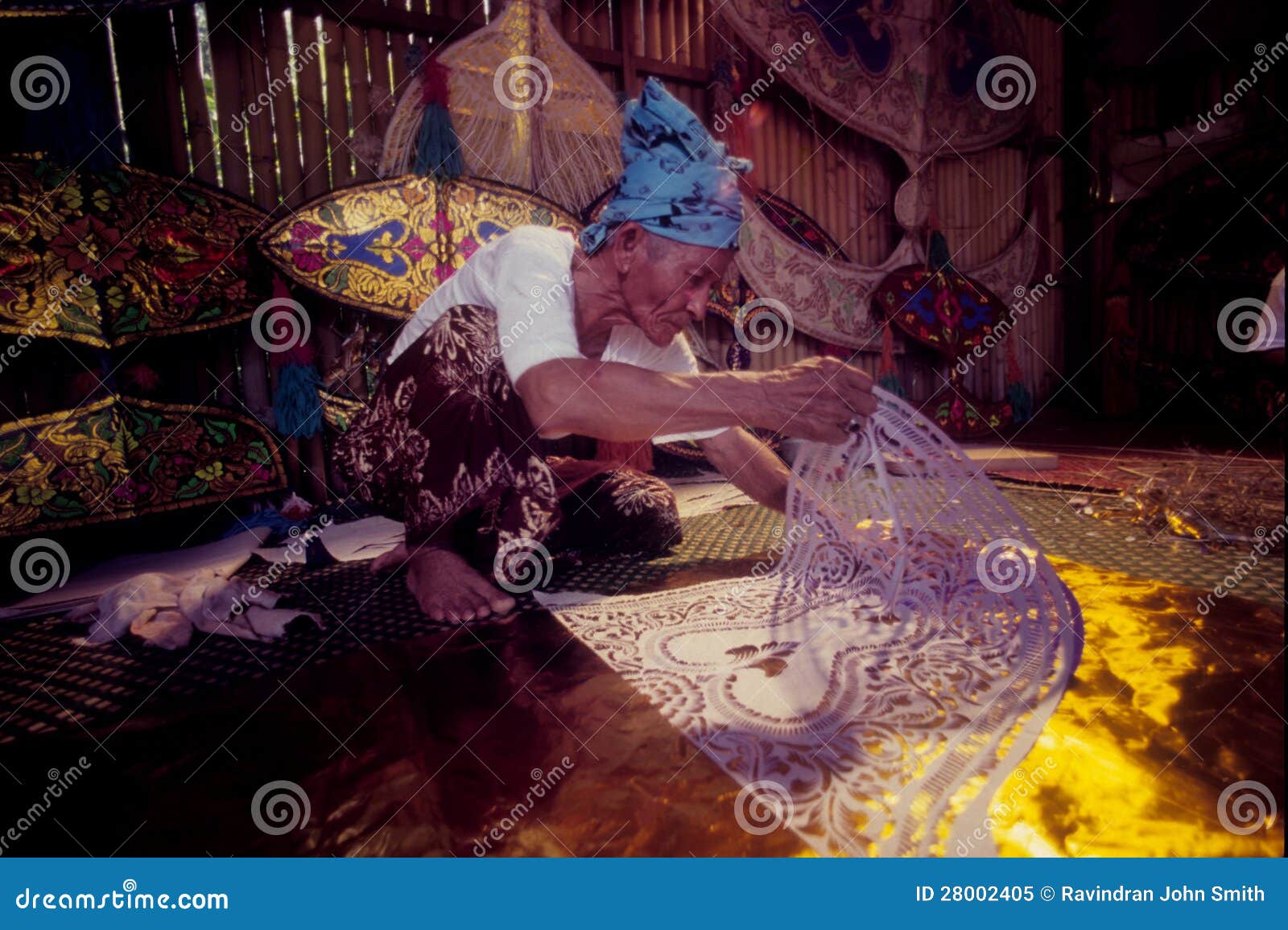 Wau kite editorial image. Image of people, malaysia, flying - 28002405