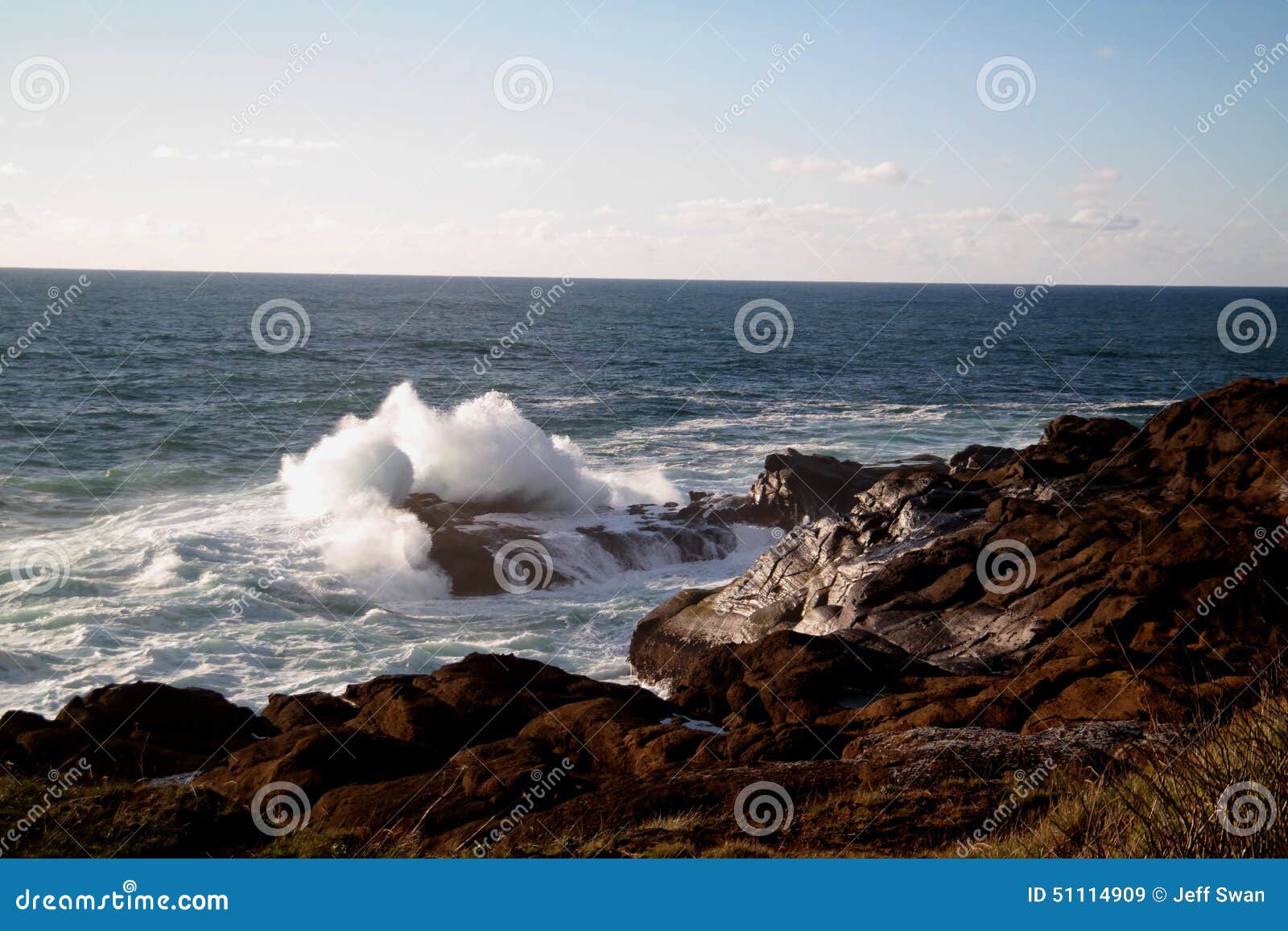 Wave breaking on the rocks stock image. Image of recreation - 51114909