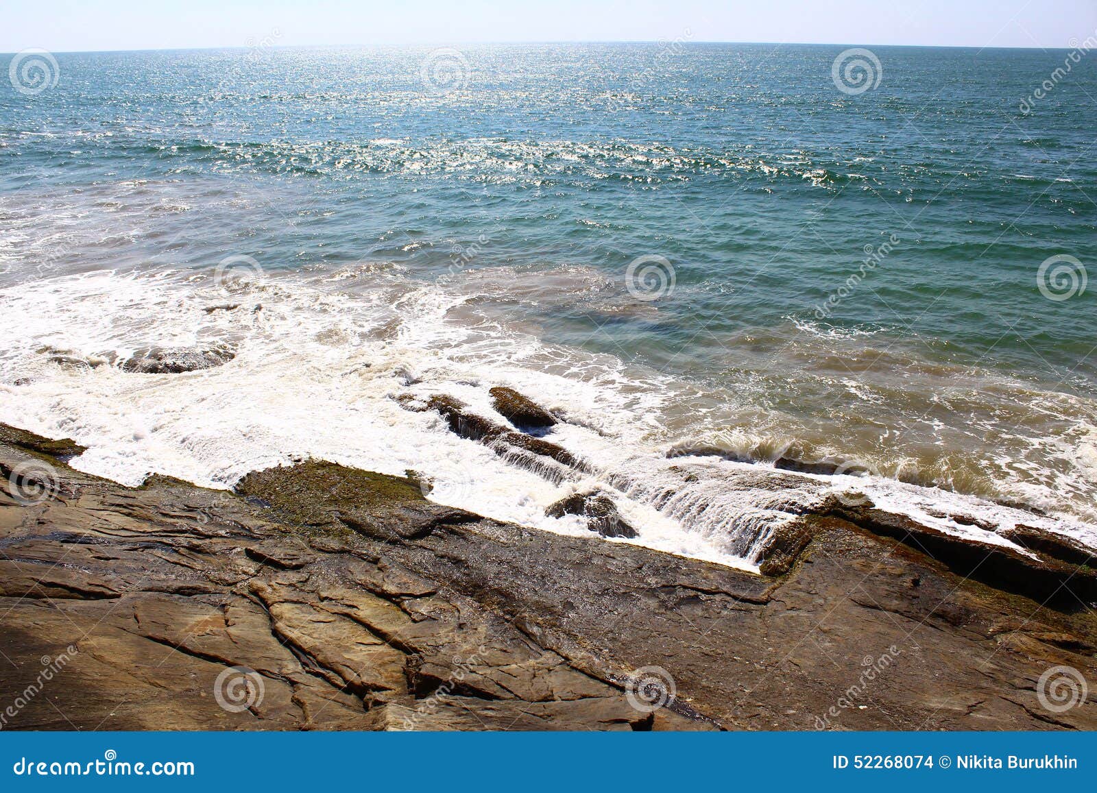 Wave Hits the Rocks, Ceylon Stock Photo - Image of ceylon, force: 52268074