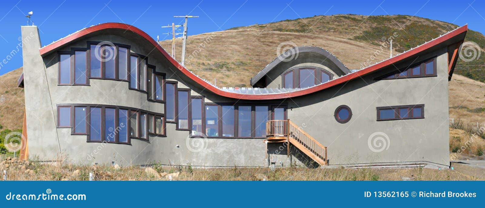 Wave House Overlooking Pacific Ocean Stock Image - Image of unusual ...