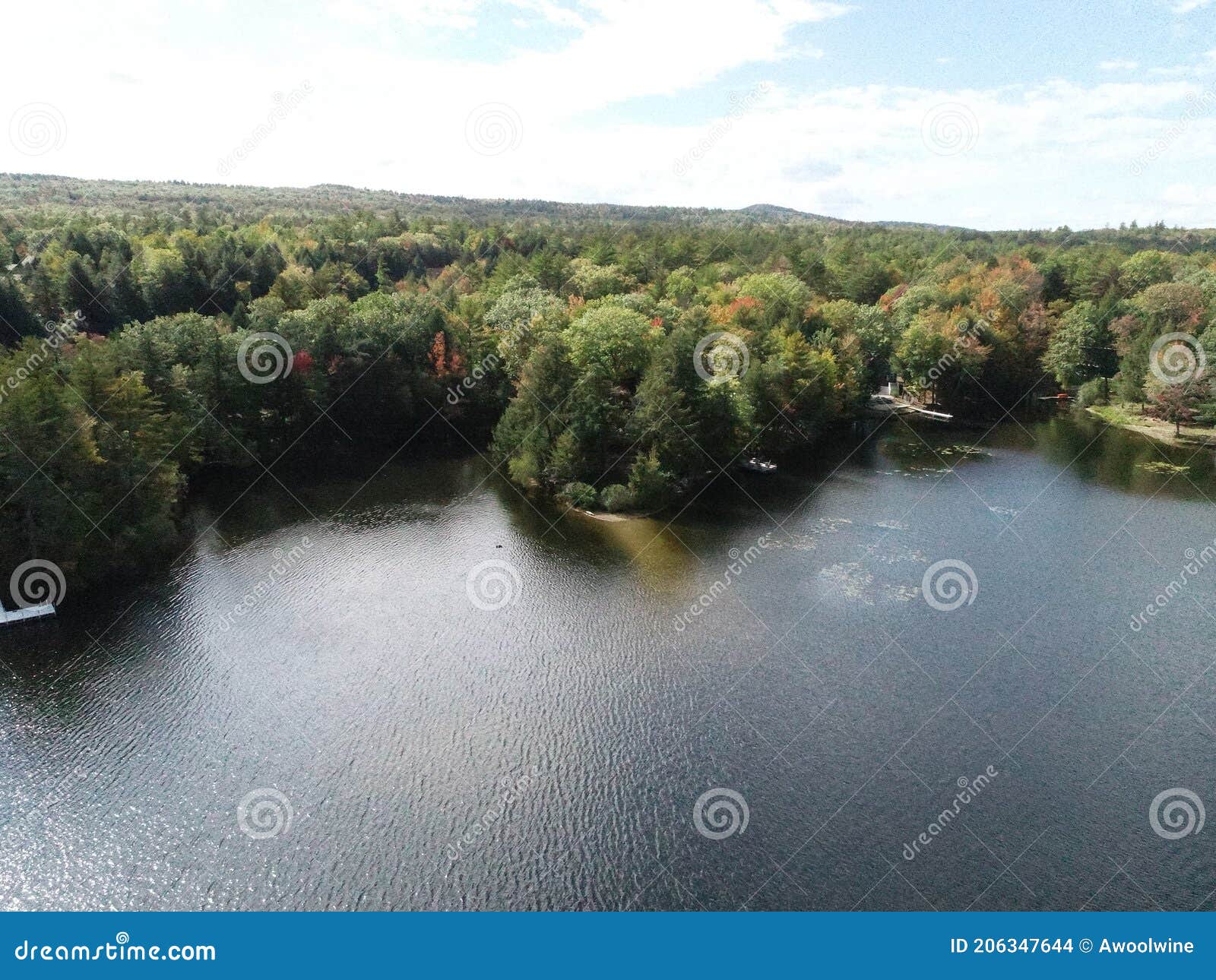 0029_Wave Road NH Real Estate Stock Photo - Image of lake, house: 206347644