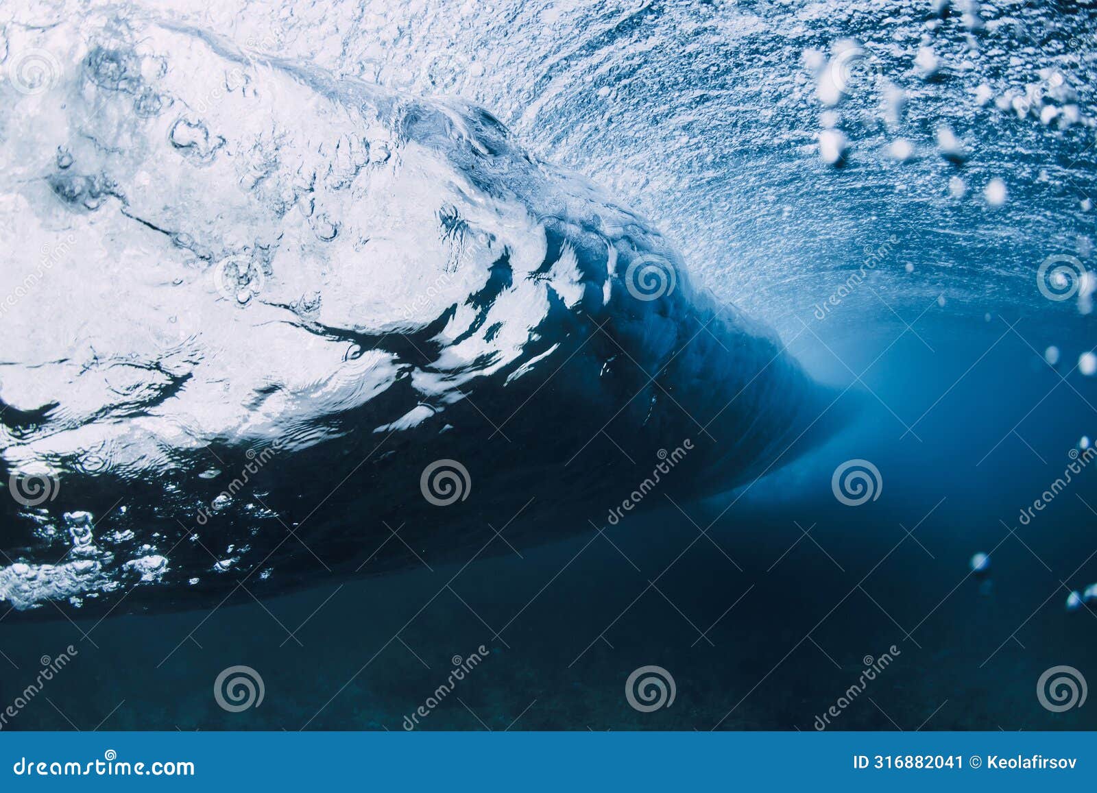 Wave Underwater. Blue Ocean in Underwater. Surfing Sea Wave Stock Image ...
