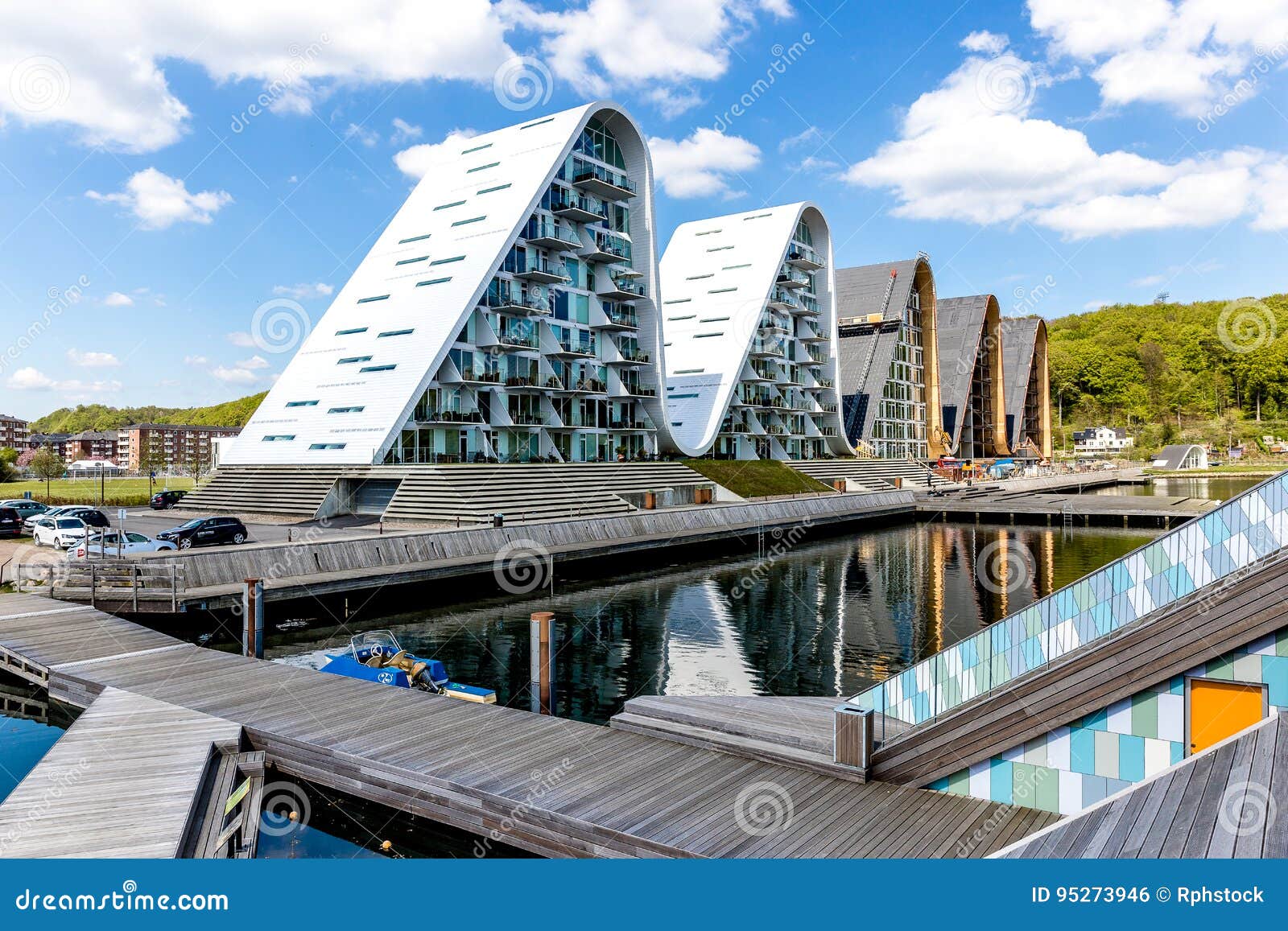The wave at Vejle editorial photo. Image of marina, kayak - 95273946