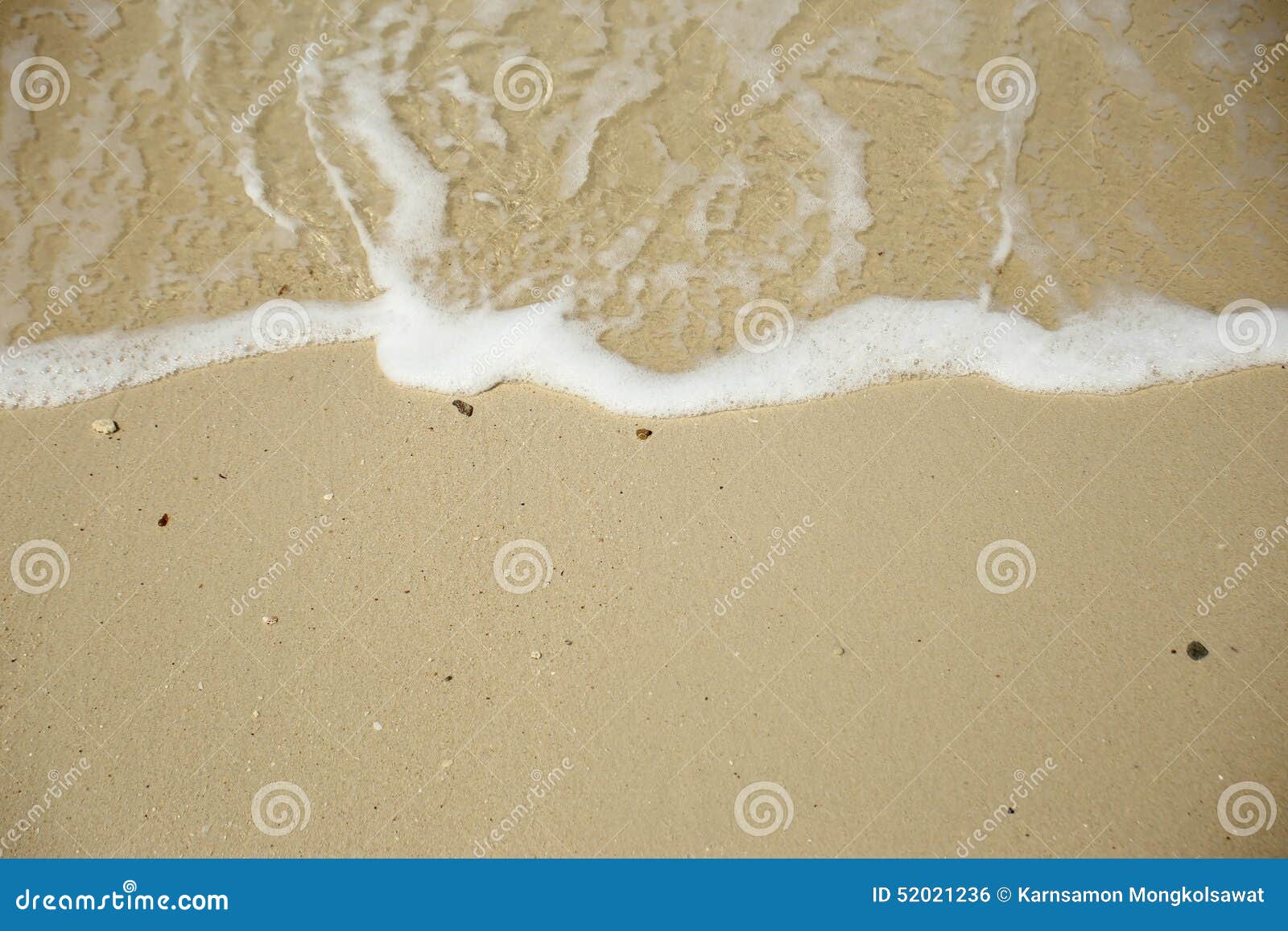 Wave On The Beach Royalty-Free Stock Photo | CartoonDealer.com #32056059