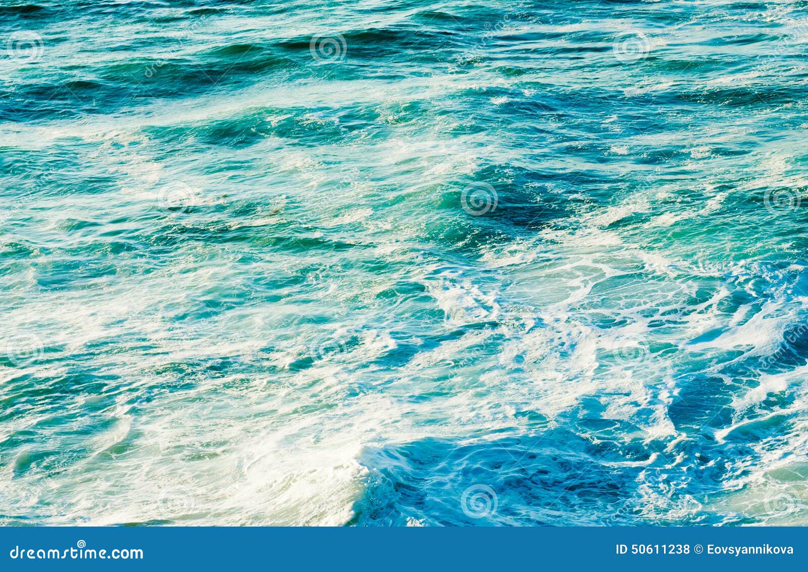 Waves of the Atlantic Ocean Stock Photo - Image of horizon, beautiful ...