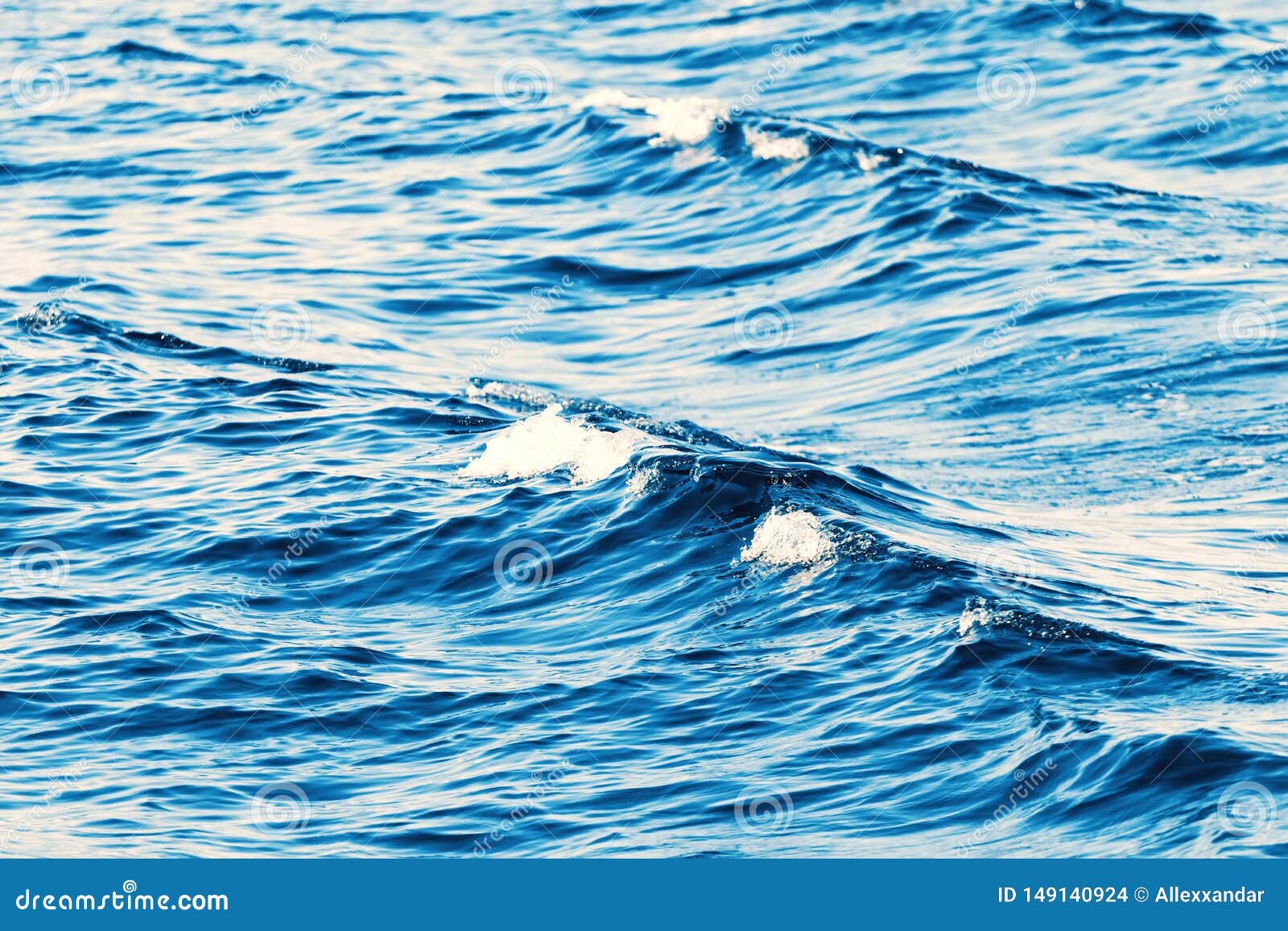 Waves Behind a Boat, Patterns of Waves in Water Stock Photo - Image of ...