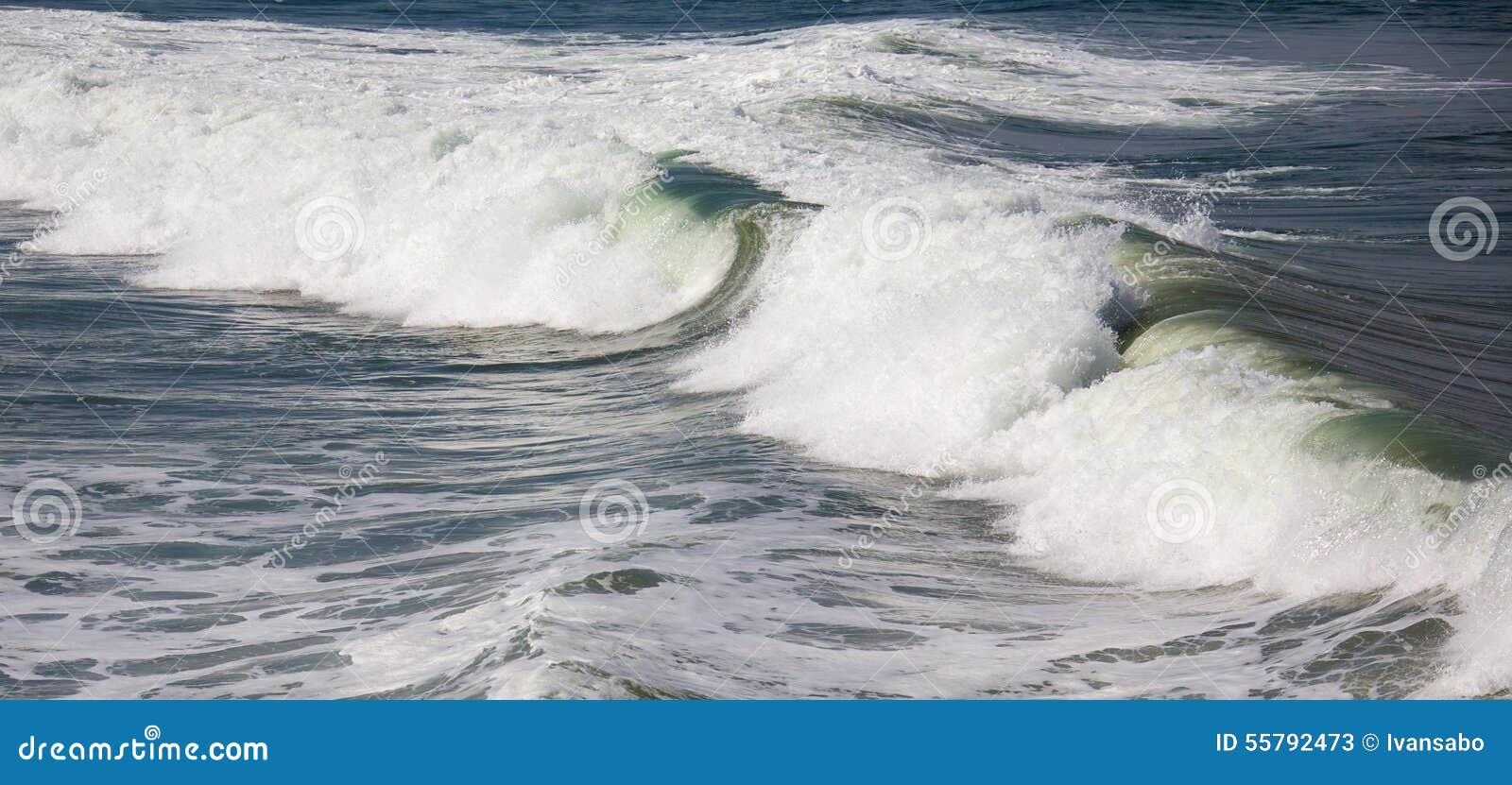 Waves Breaking on the Shore Stock Image - Image of coast, beaking: 55792473