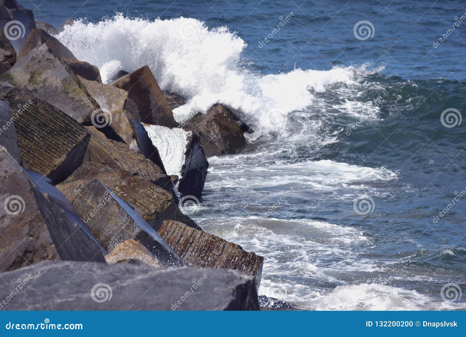 The Waves Breaking on the Stones Stock Photo - Image of lines, dark ...