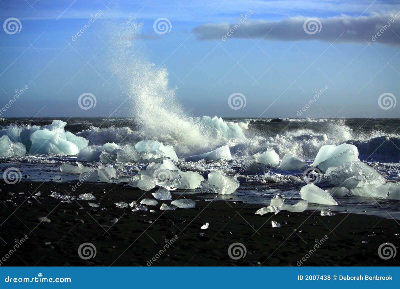 Waves Breaking Up the Icebergs Stock Photo - Image of atlantic, coastal ...