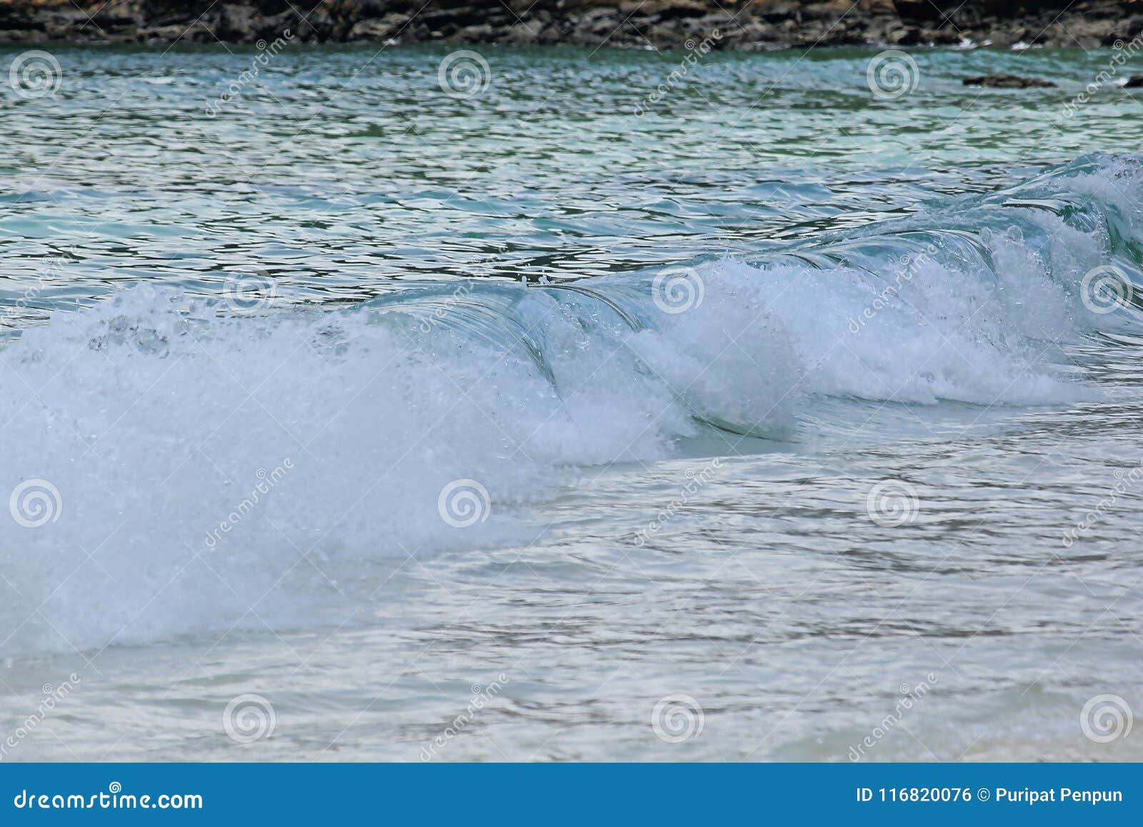 The Wave of Sea Water Rises To the Shore. Stock Photo - Image of nature ...