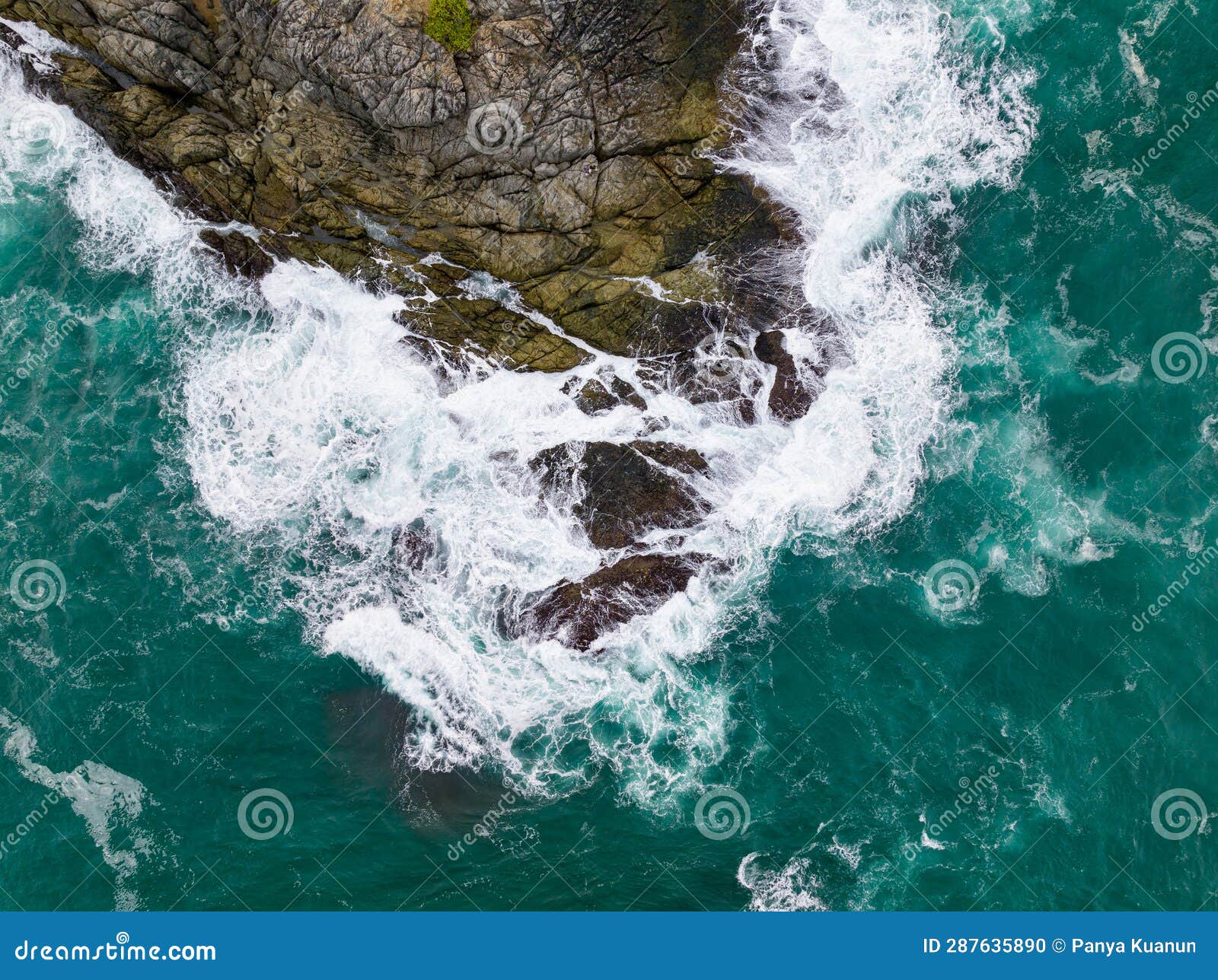 Waves Crashing on Seashore Rocks,Top View Sea Surface Waves Background ...