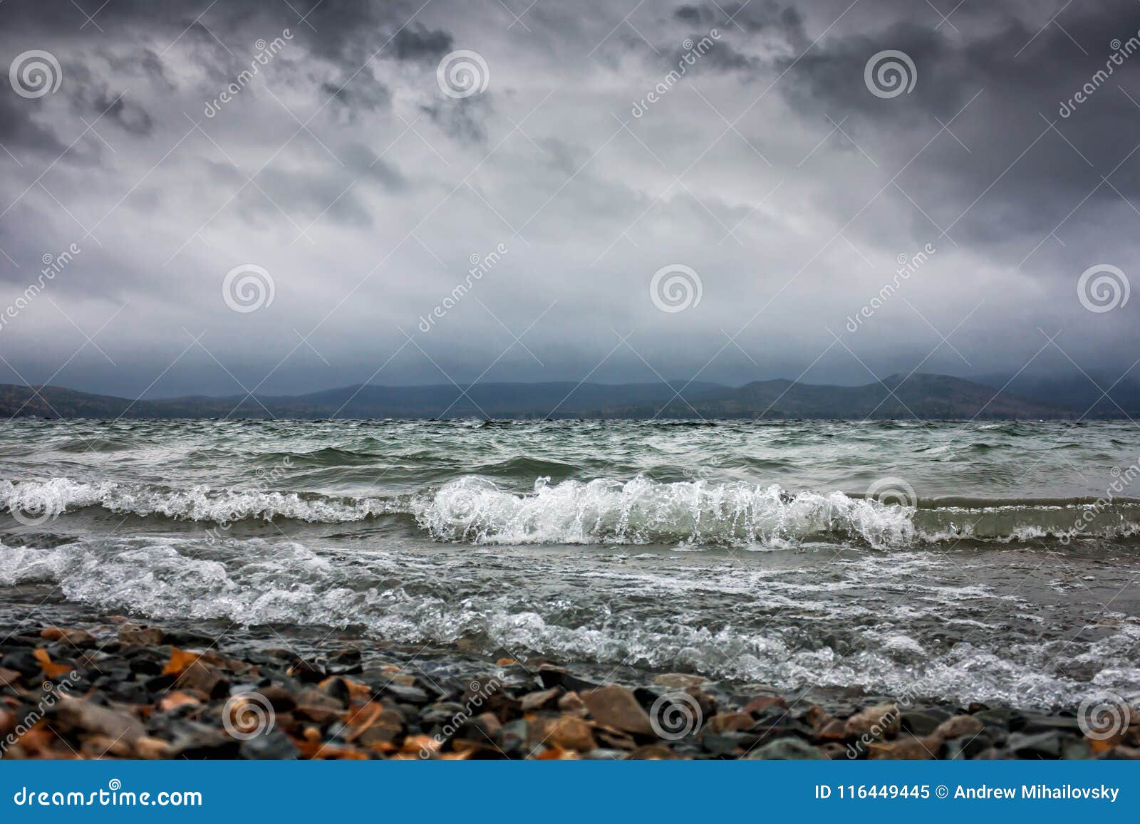 Waves on the lake stock image. Image of atmosphere, water - 116449445