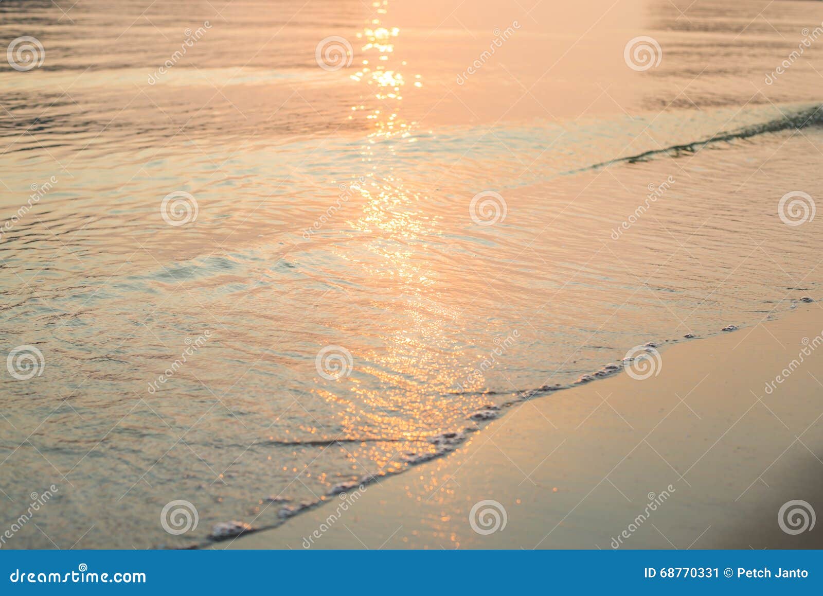 Waves Sea with Morning Light Stock Image - Image of color, morning ...