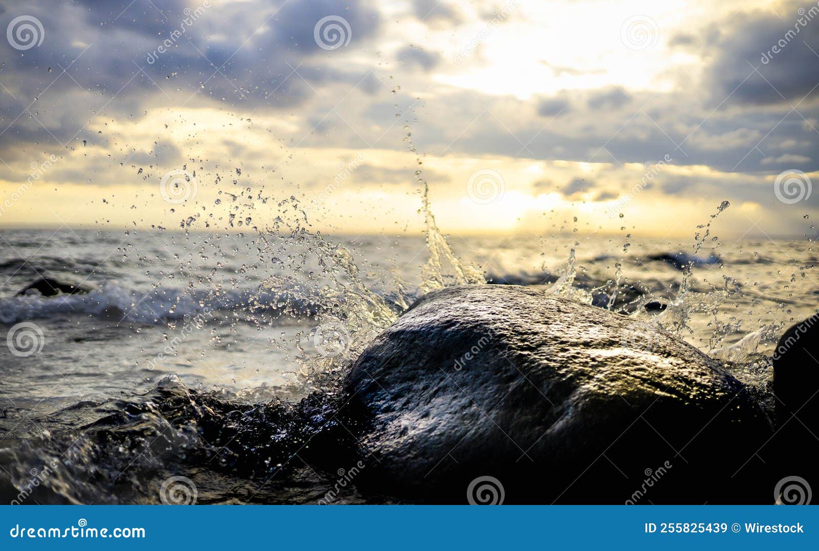 Wavy Sea during Sunset Hour Stock Image - Image of shore, light: 255825439