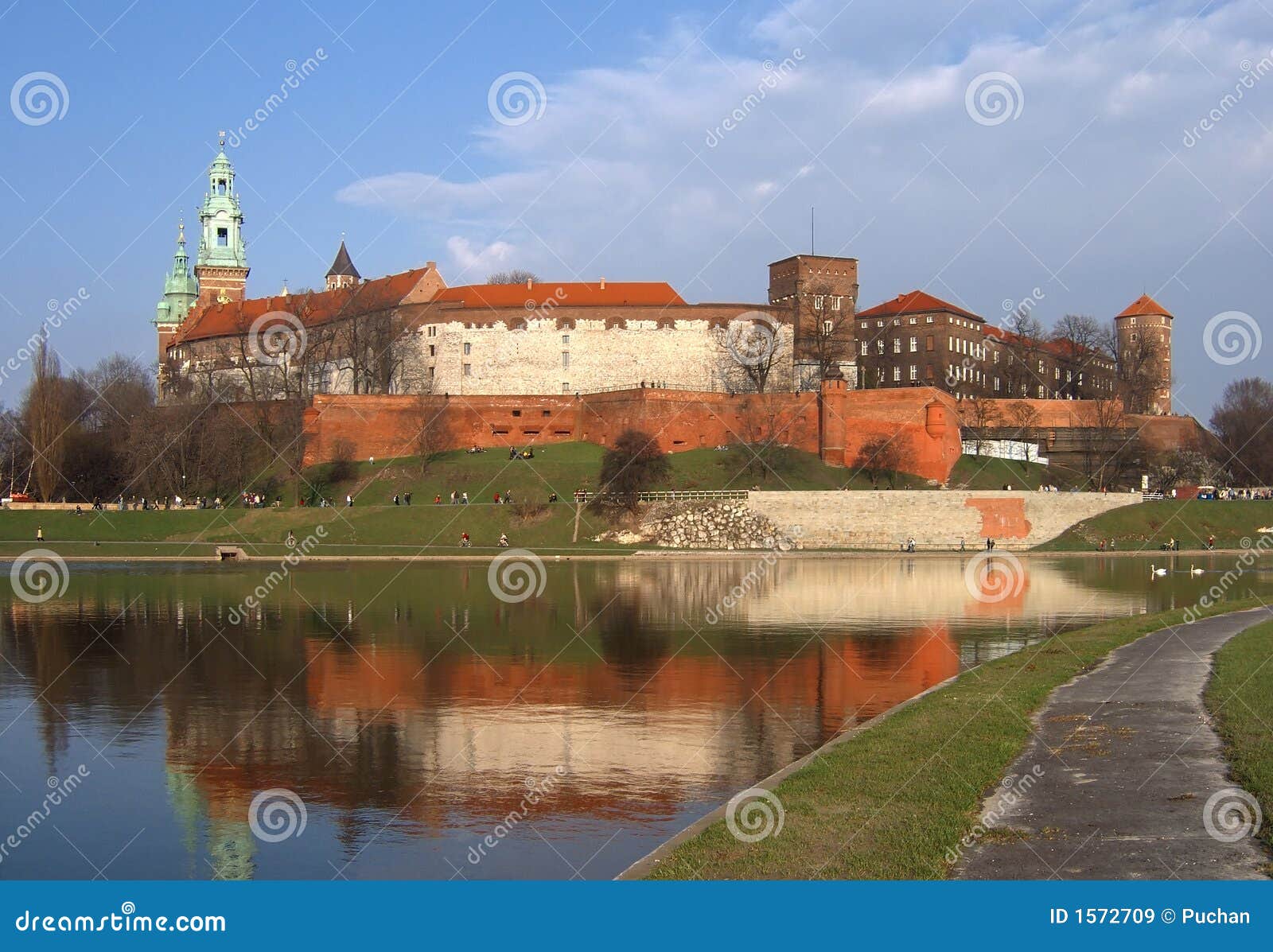 Wawel Castle stock image. Image of wawel, national, river - 1572709