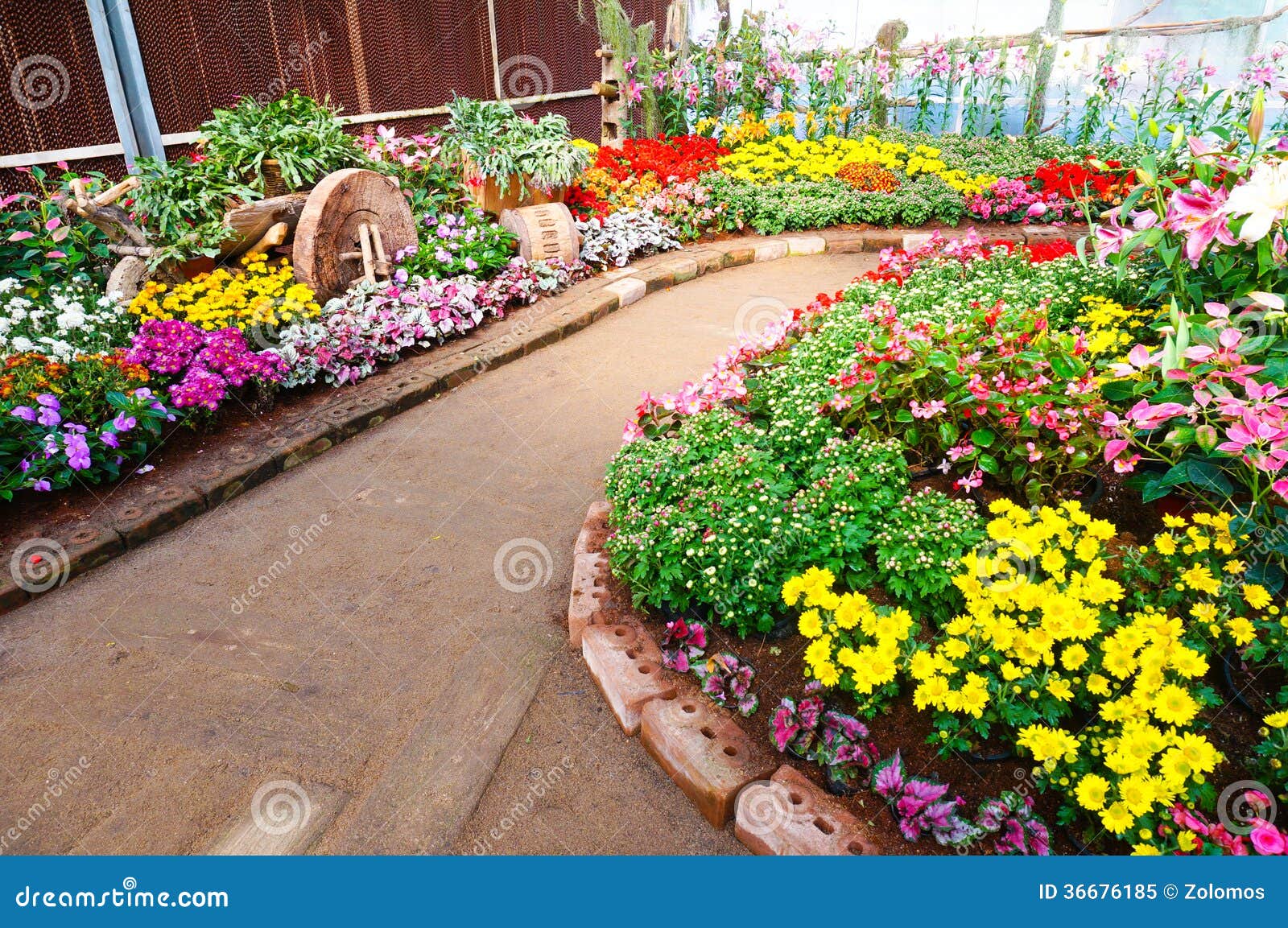 Way in the garden stock image. Image of travel, landscaping - 36676185