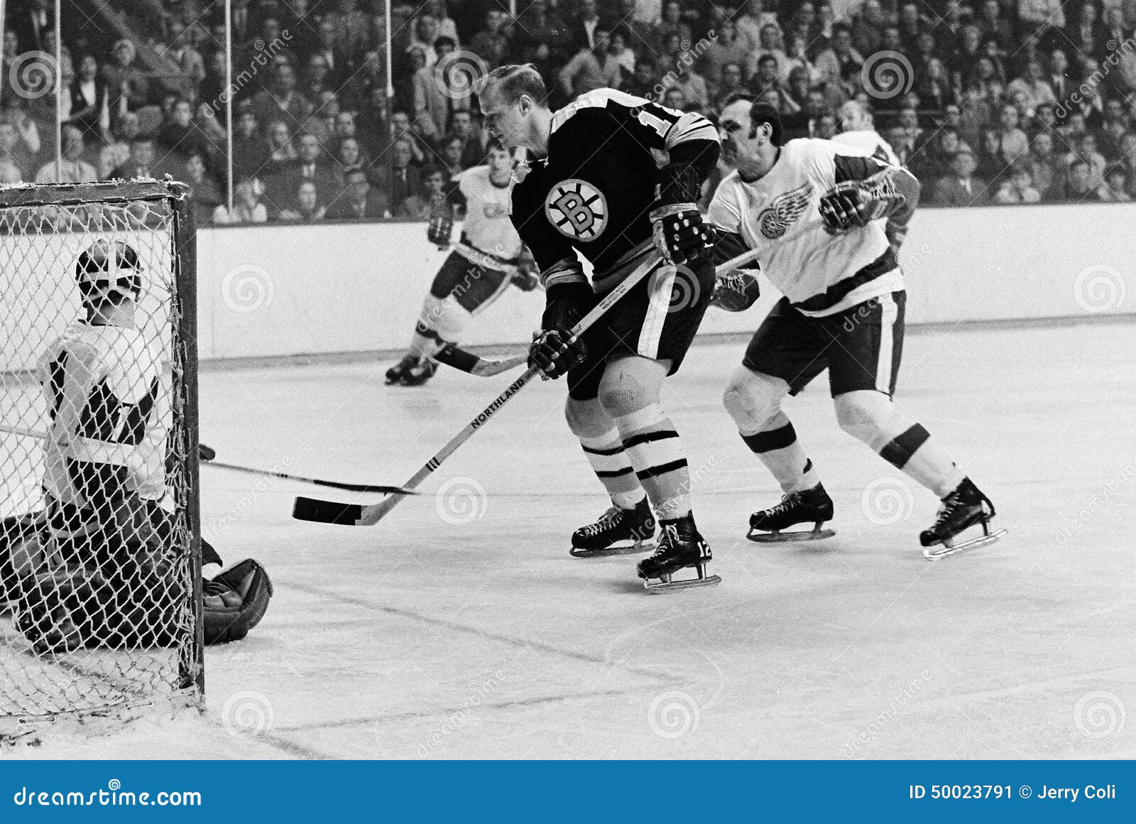 Wayne Cashman, Boston Bruins Editorial Photo - Image of wayne, bruins ...