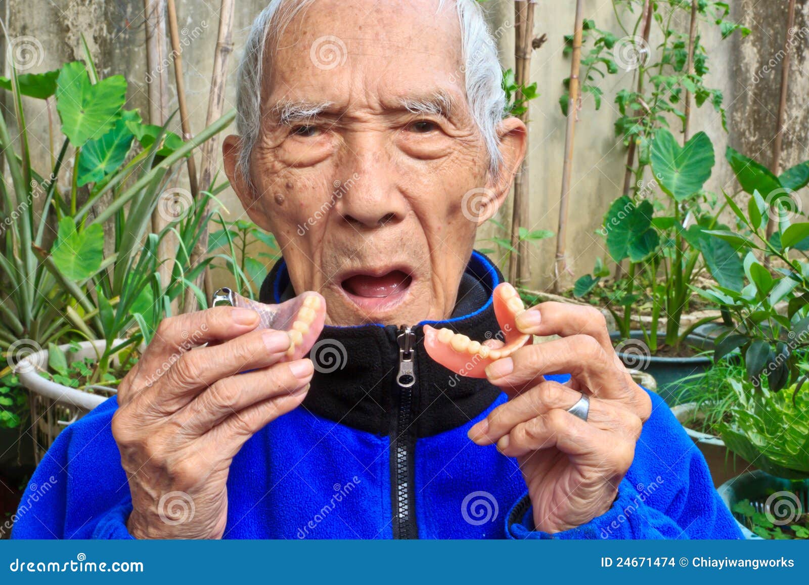 Wearing dentures stock photo. Image of instrumental, issues - 24671474