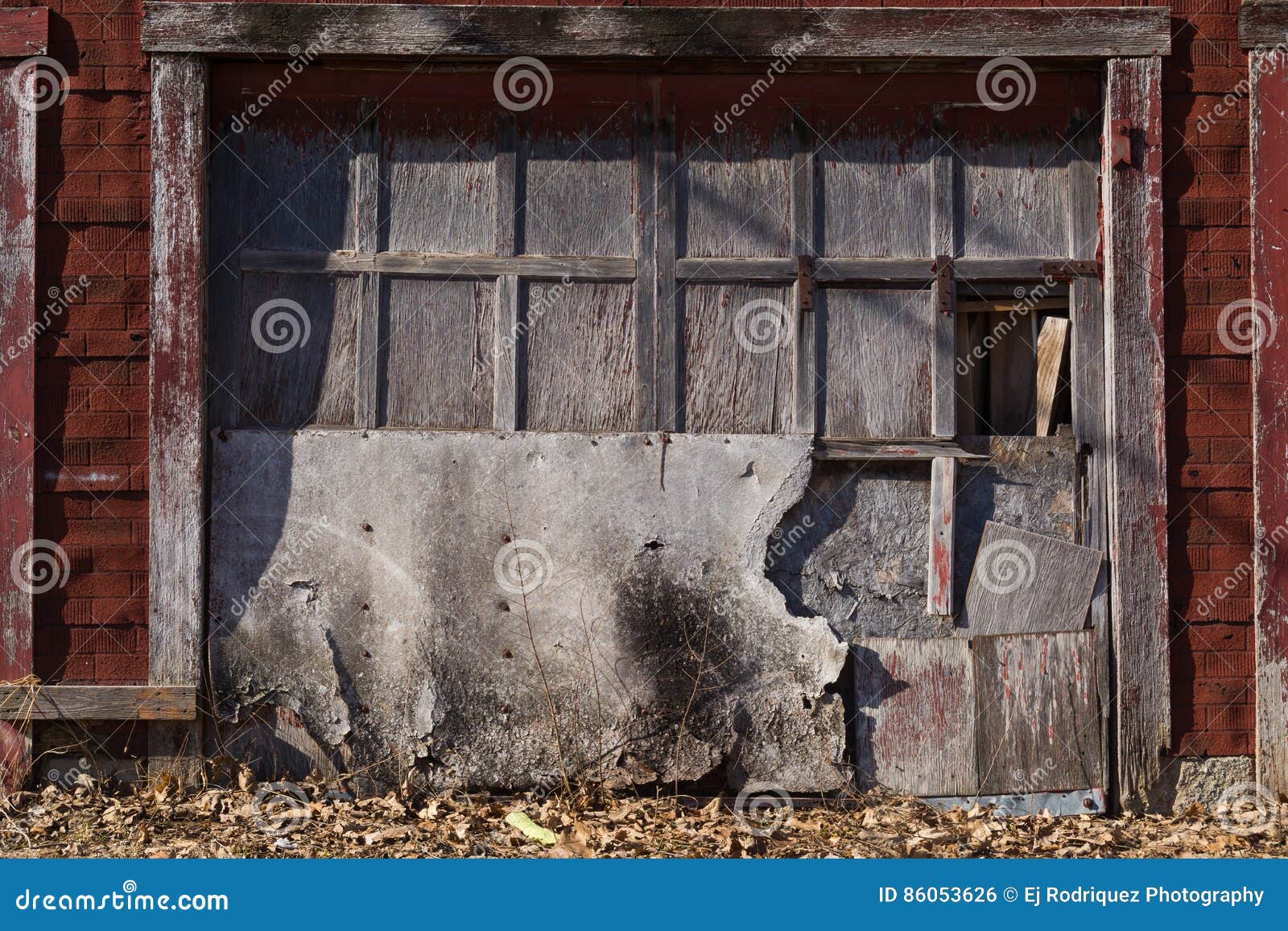 Weathered garage doors. stock photo. Image of driveway - 86053626