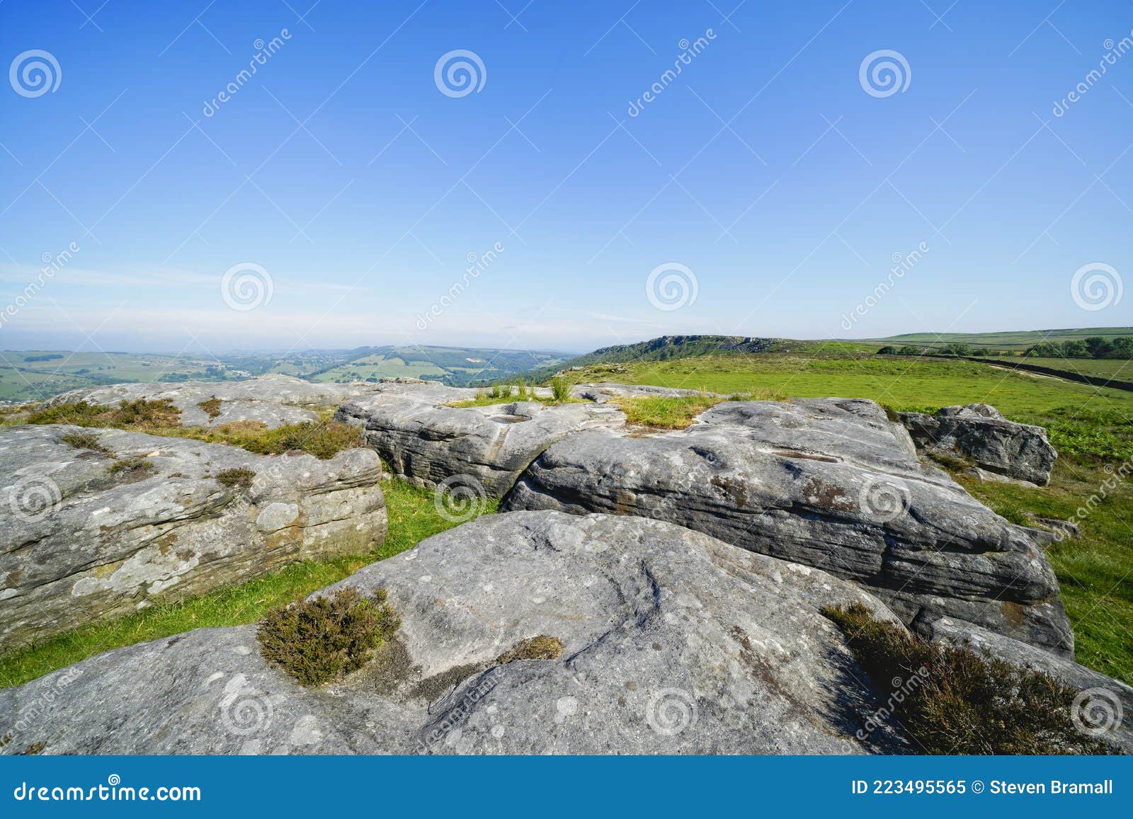 Large Weathered Gritstone Slabs on Baslow Edge, Derbyshire Stock Image ...
