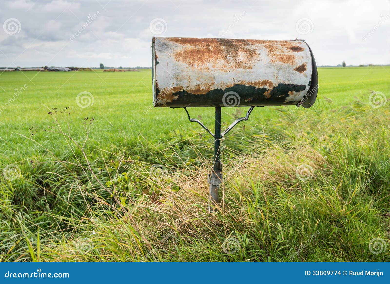 Weathered Mailbox in the Countryside Stock Photo - Image of closeup ...