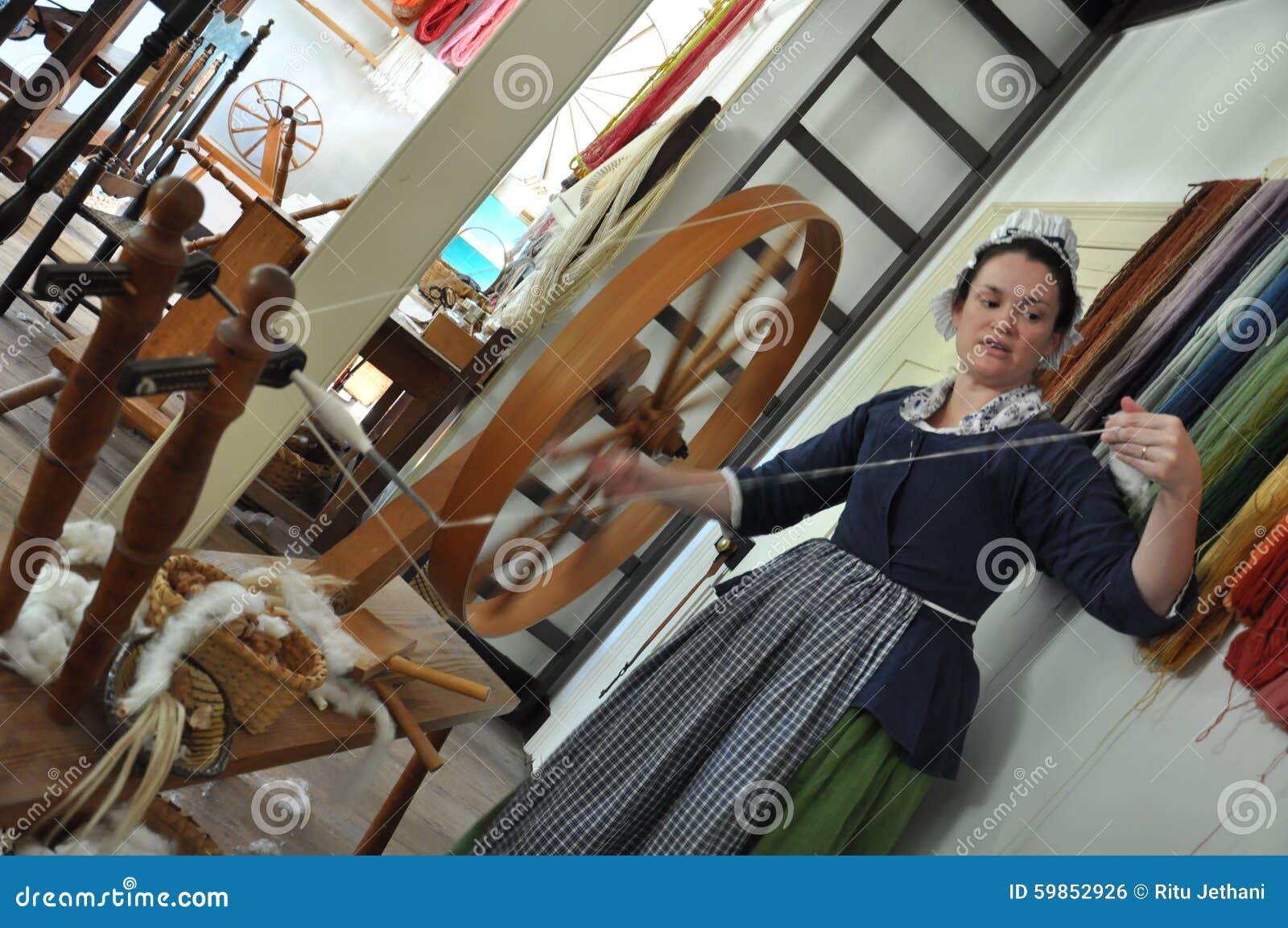 Weaver in Colonial Williamsburg, Virginia Editorial Photo - Image of ...