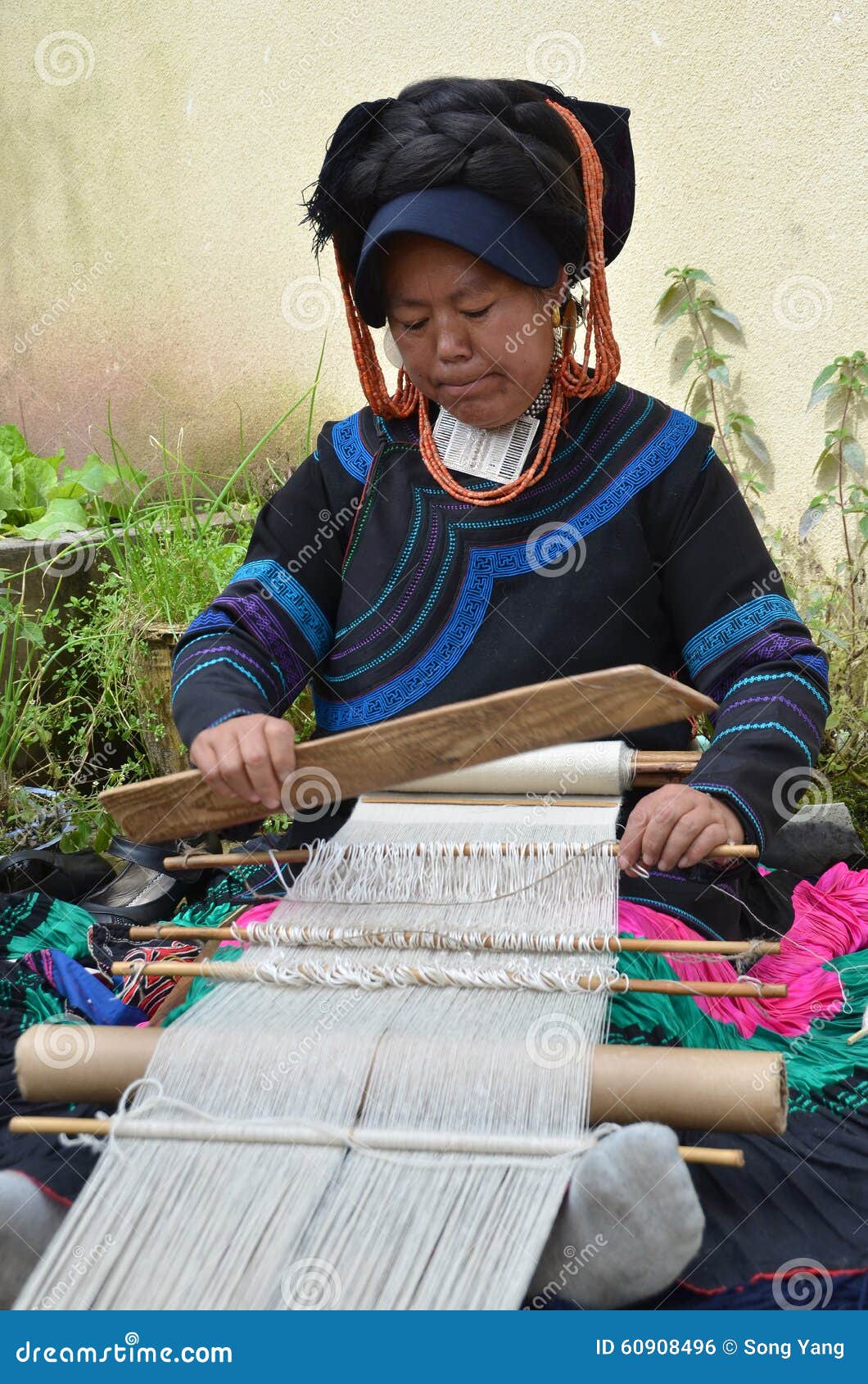 Weaving. editorial photo. Image of flax, hand, heritage - 60908496