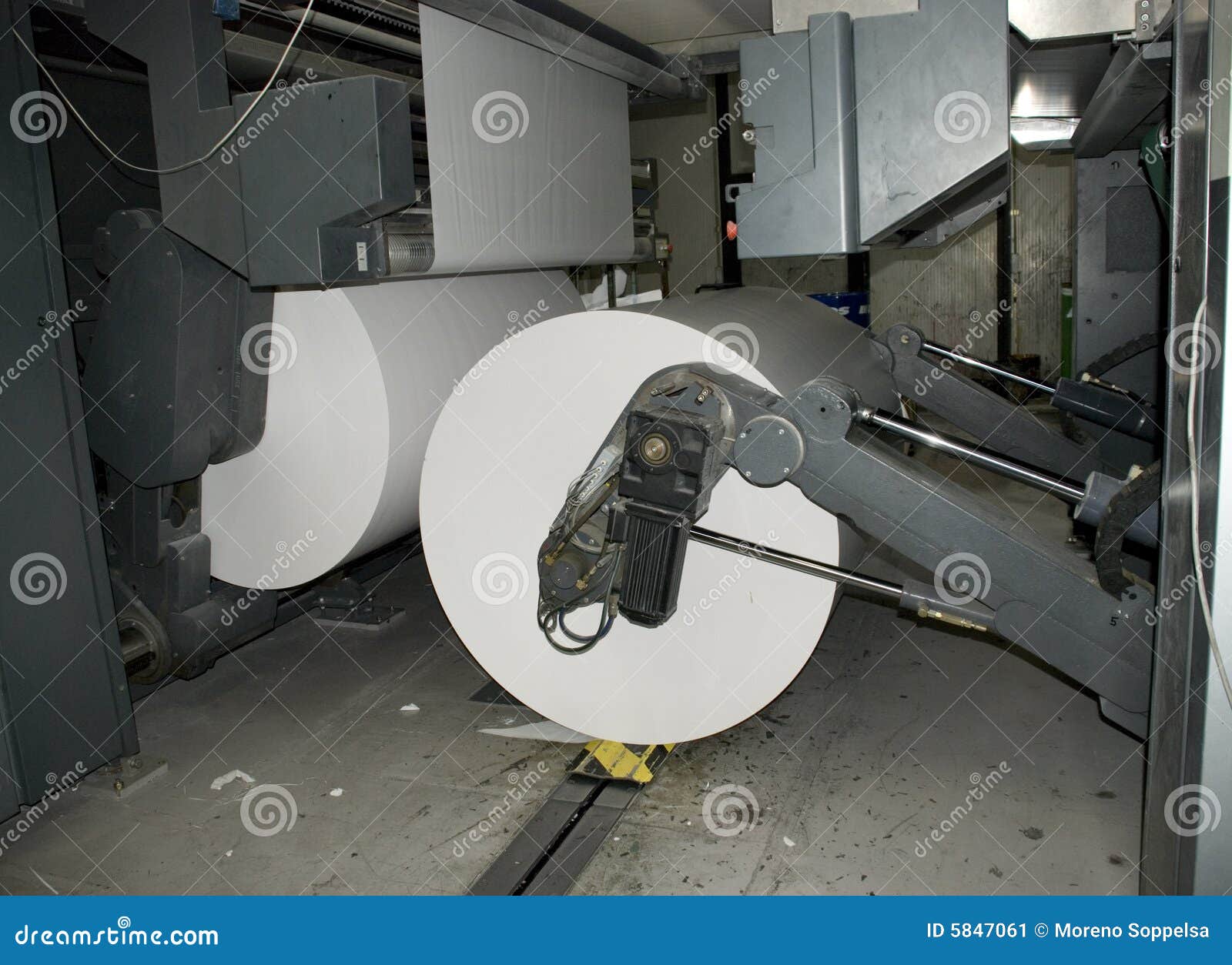 Web (roll) offset press stock image. Image of production - 5847061
