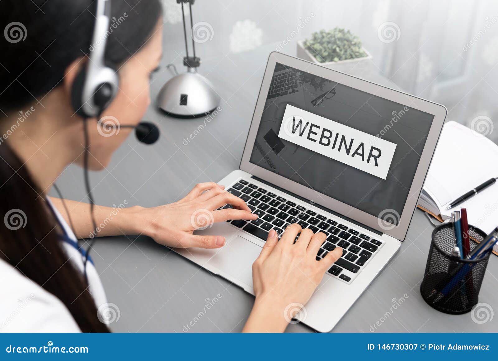 Webinar Online, Internet Education, E-learning Stock Image - Image of ...