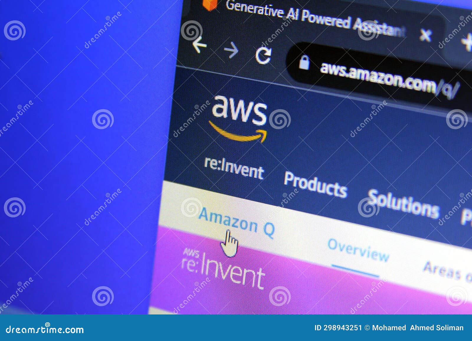 Amazon Q AI chatbot editorial photo. Image of cellphone - 298943251